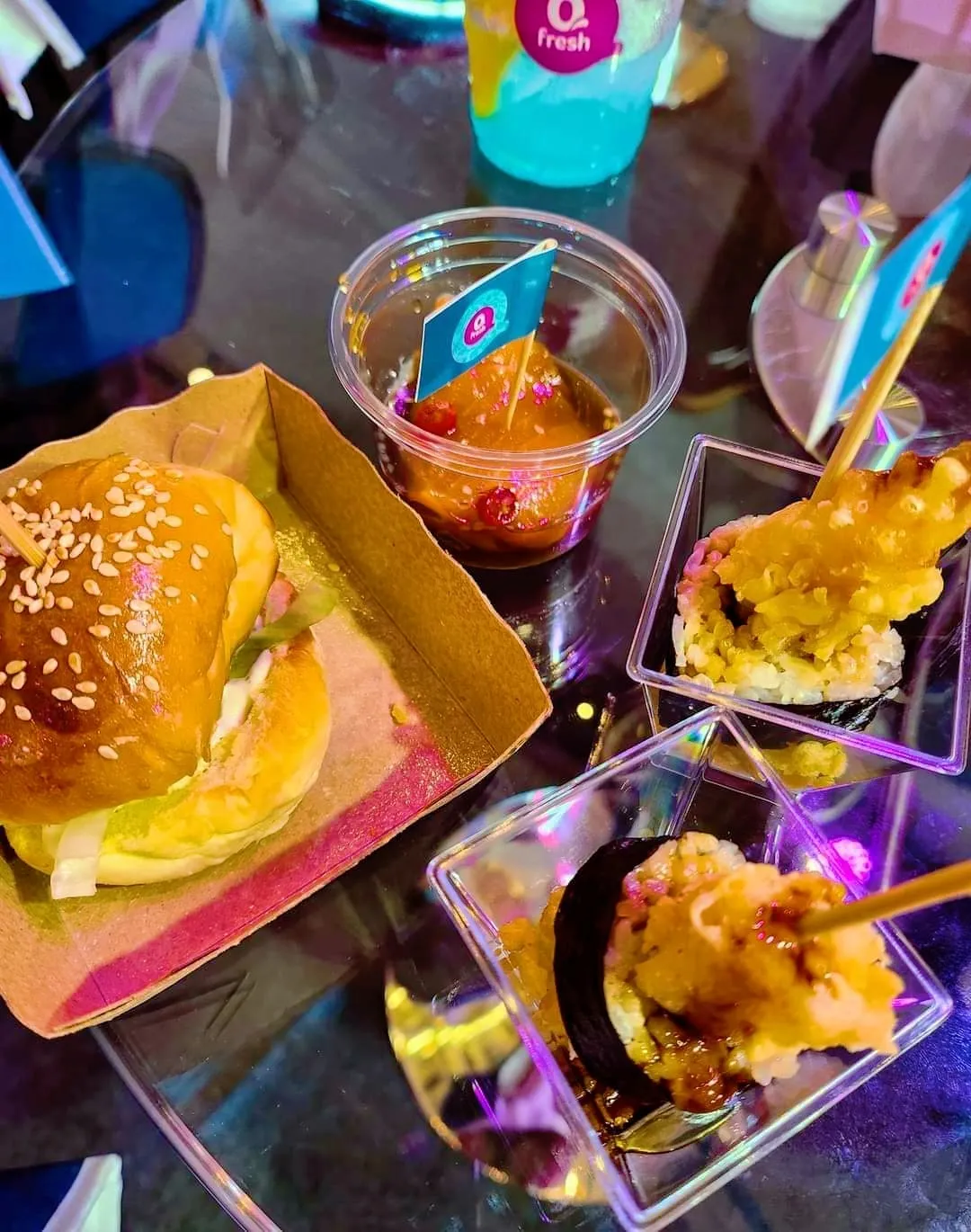 Qfreshเปิดตัวผลิตภัณฑ์ใหม่ 🦐 & พรีเซนเตอร์สุดหล่อ | Gallery posted by พี่โพยยยยย 🦄🌻 | Lemon8