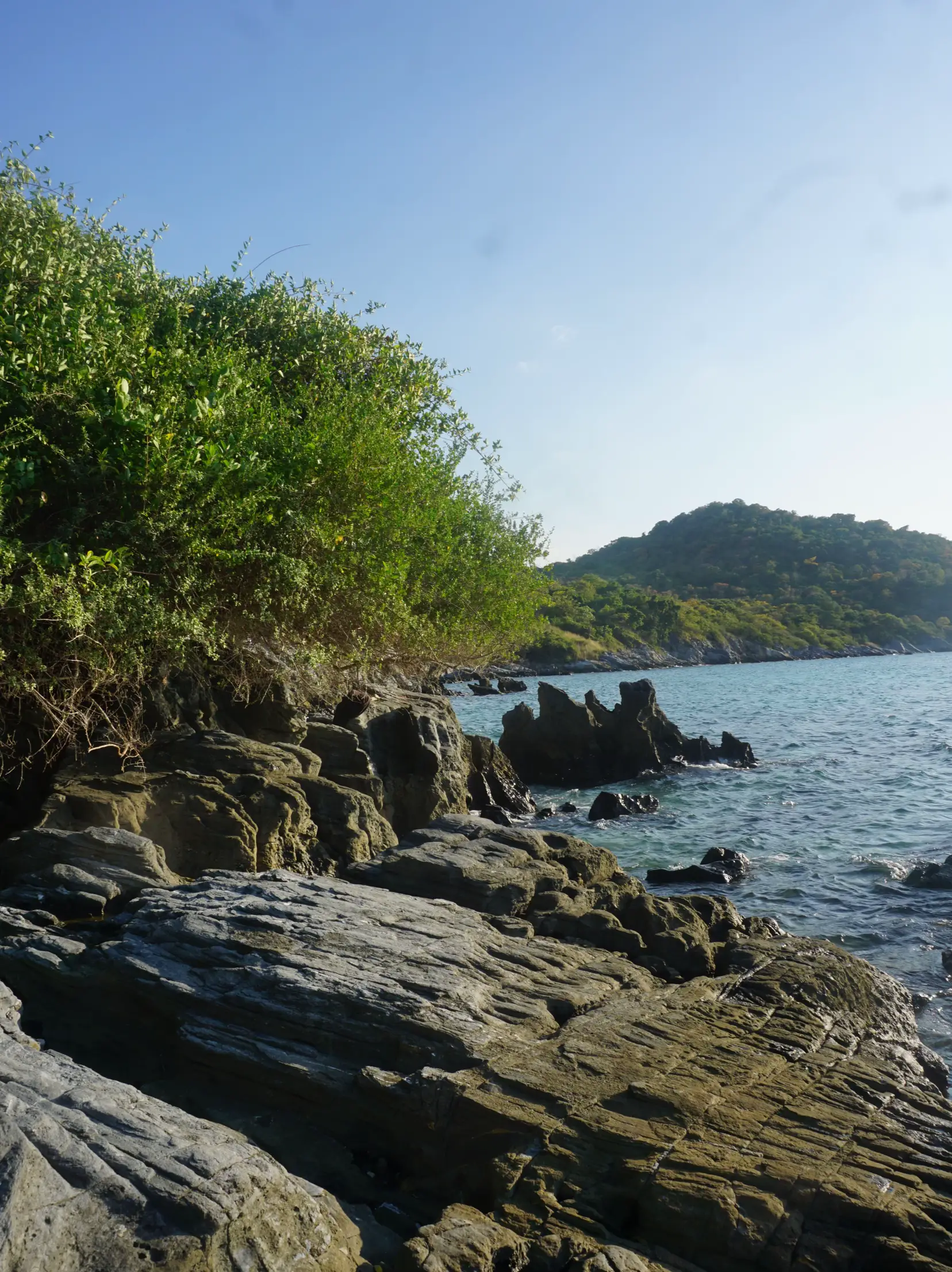 ไปดูsunset ที่‘เกาะสีชัง’กัน🌅 | แกลเลอรีที่โพสต์โดย noodee_____ | Lemon8