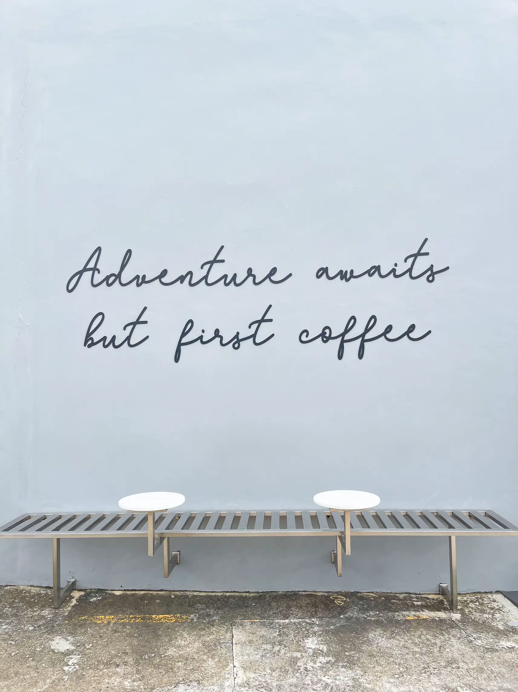 คาเฟ่สัตหีบ Luksao Cafe | แกลเลอรีที่โพสต์โดย Namfa Fa | Lemon8