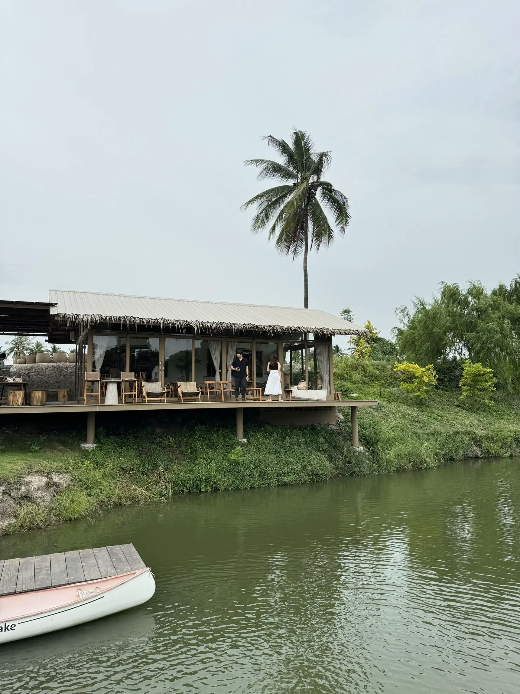 Serene House Cafe Chon Buri🤍🌳🍃 | แกลเลอรีที่โพสต์โดย Dearrrna | Lemon8