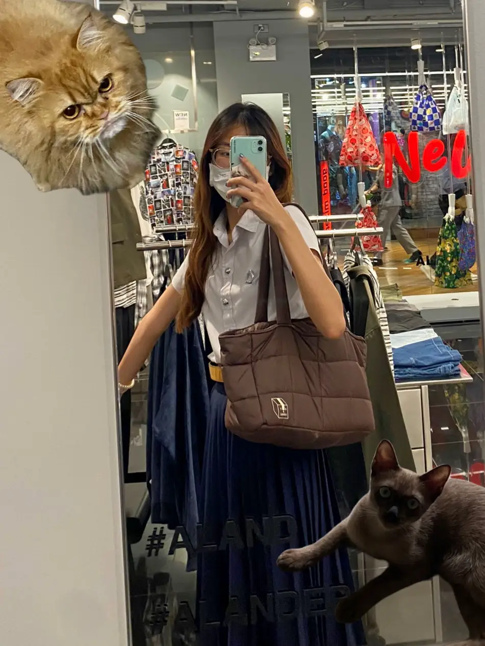 กระเป๋าไปเรียนสำหรับสายแบก CATSUNE FLUFFY BAG🐈‍⬛🧳 | แกลเลอรีที่โพสต์โดย Mayris♡´･ᴗ･`♡ | Lemon8