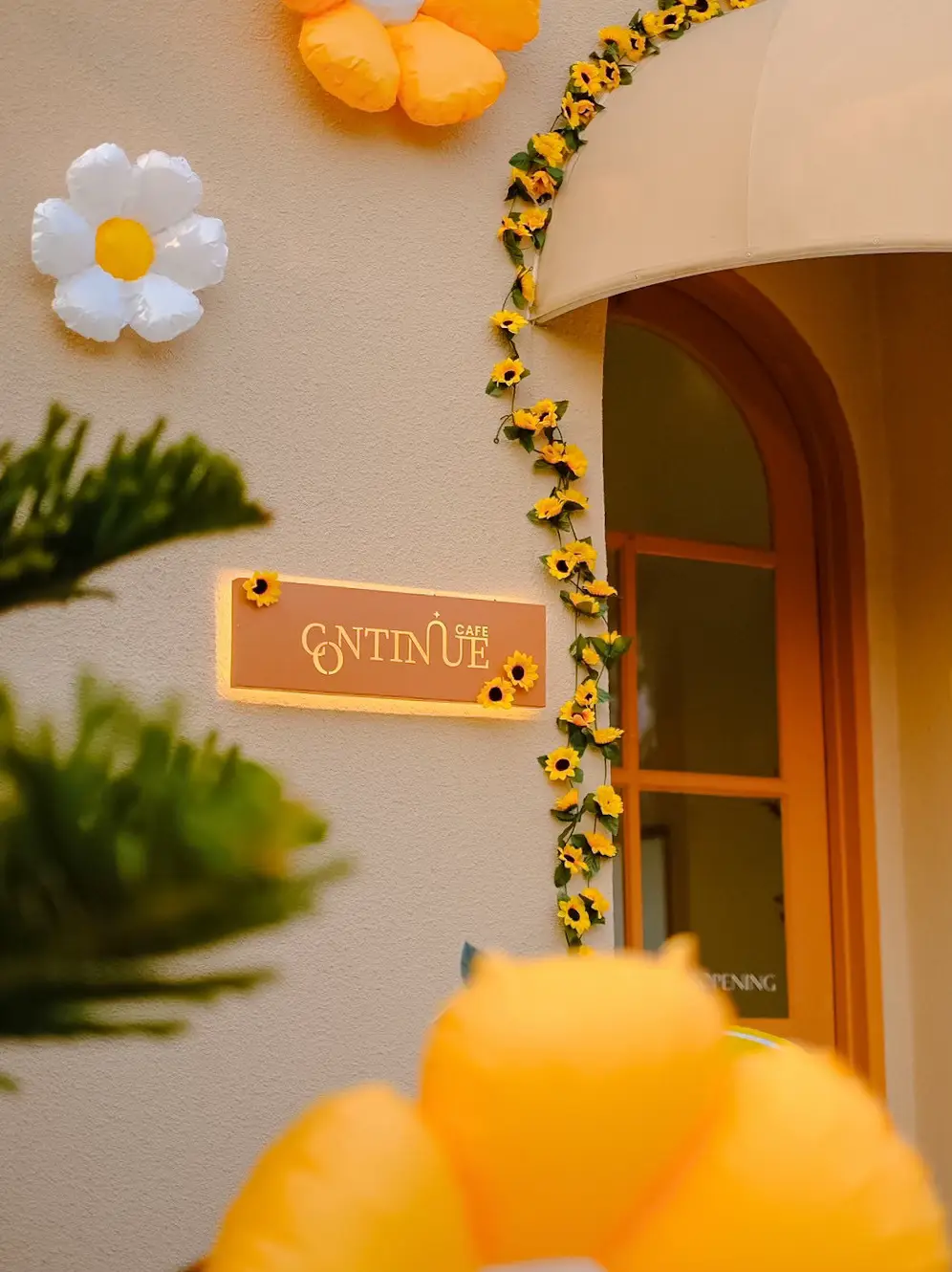 20 ไอเดียยอดนิยมเกี่ยวกับ คาเฟ่ตีมสงกรานต์ ในปี 2024