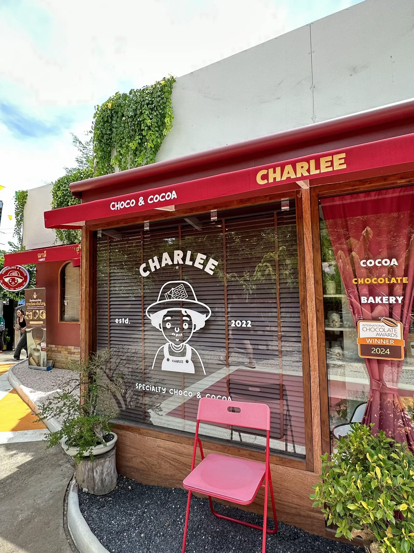 โกโก้ไทย ที่ได้รางวัลระดับโลก 📍Charlee Choco&Cocoa 🍫🥤 | แกลเลอรีที่โพสต์โดย Jubby jub | Lemon8