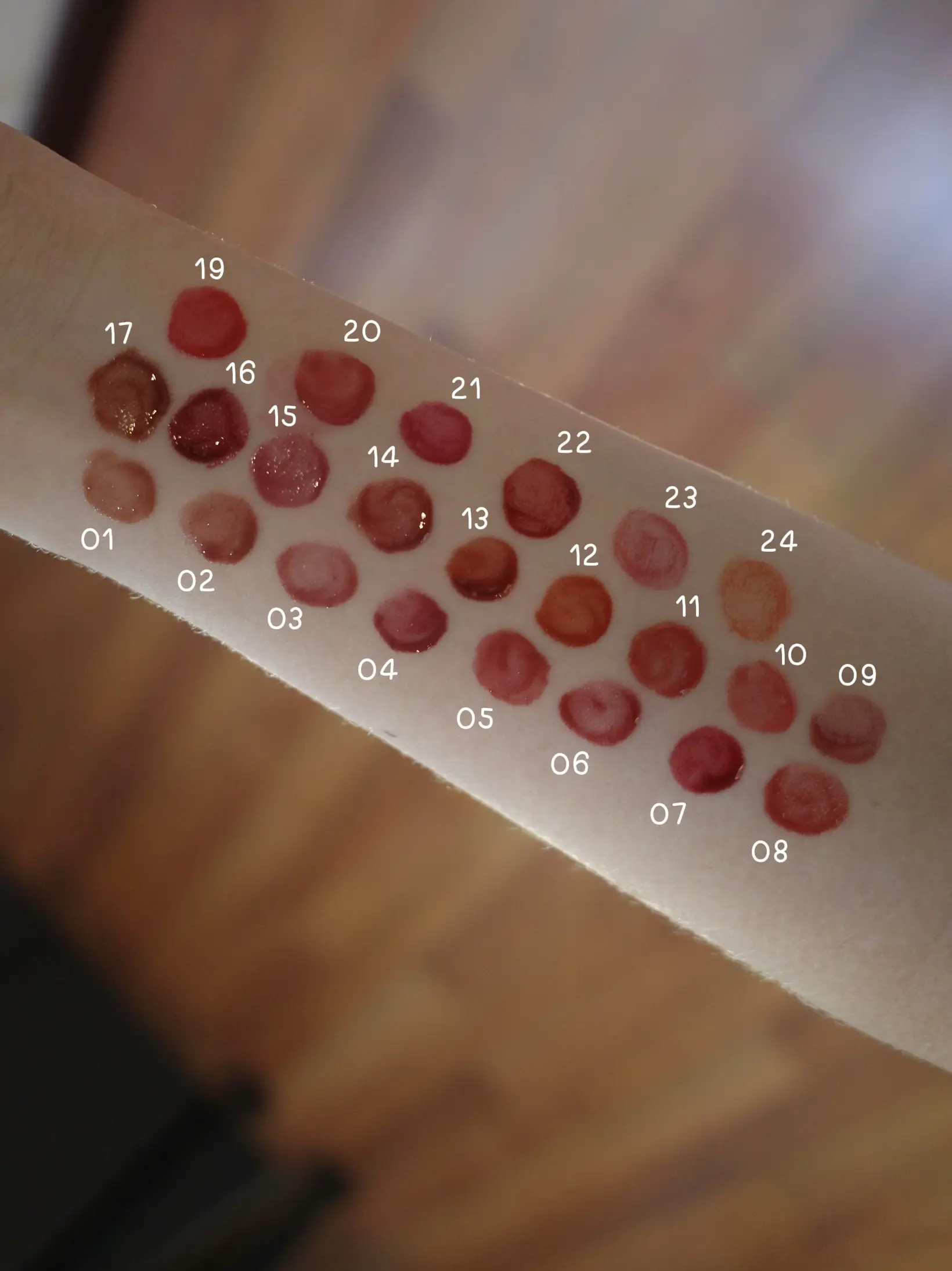 Rom&nd แพ็คเก็จใหม่มาแล้วจ้าา สวอชครบทุกสี💅🏻 | แกลเลอรีที่โพสต์โดย ro.oxn | Lemon8