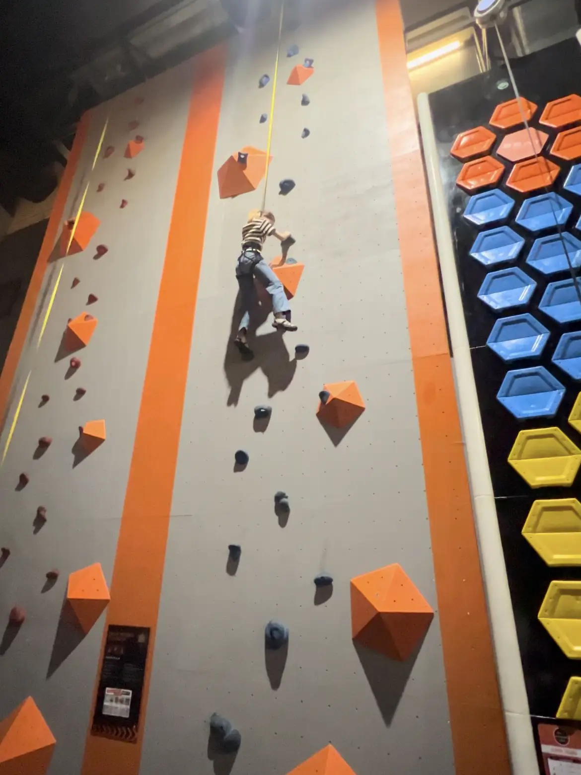 BEAT ACTIVE⛳️🥅🏀⚽️🤸‍♀️🏂🧗‍♀️ | แกลเลอรีที่โพสต์โดย Designerขอรีวิว | Lemon8