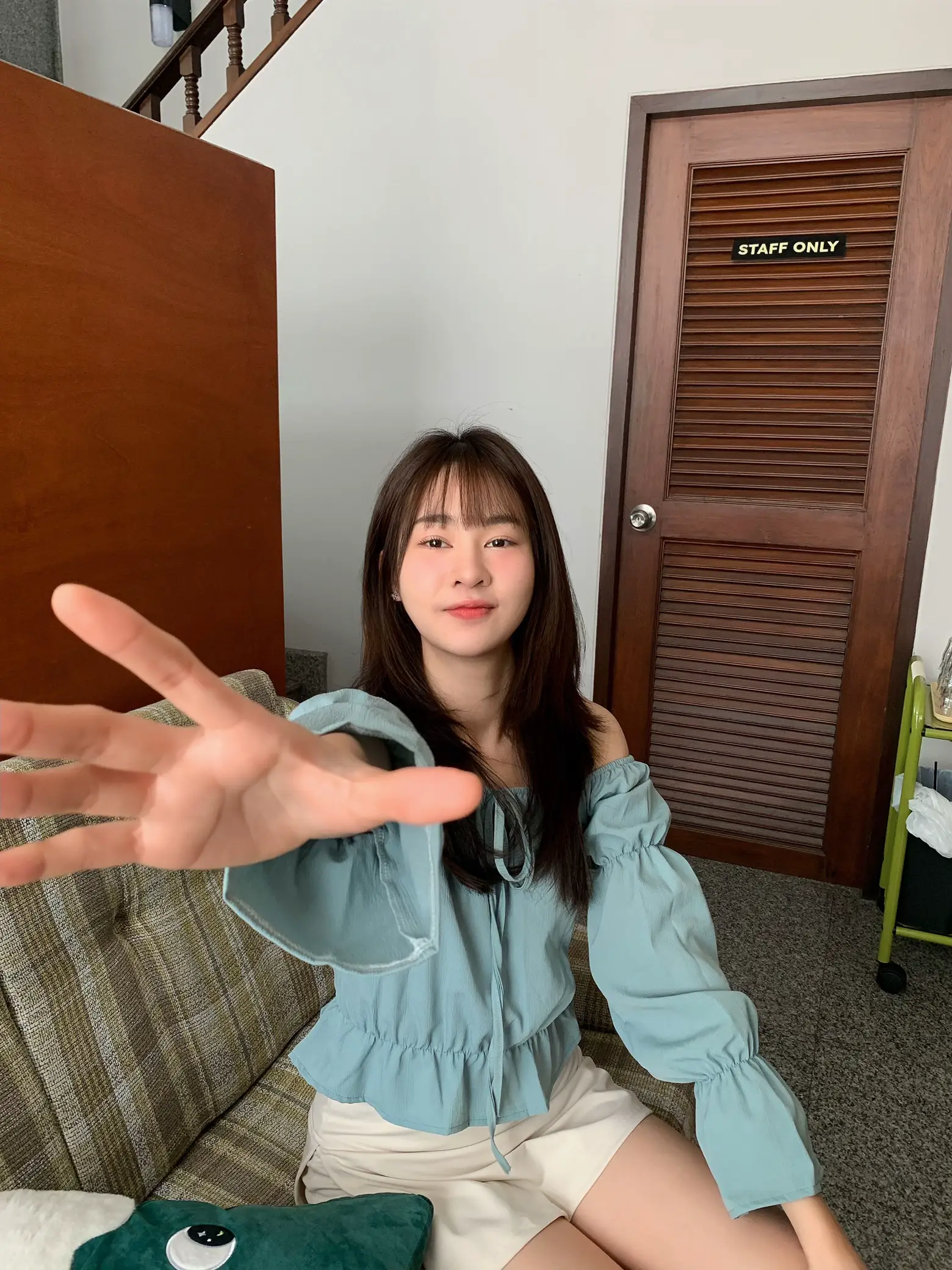 เสื้อร้านนี้สวยเกิน!! | แกลเลอรีที่โพสต์โดย phuri 𐙚 | Lemon8