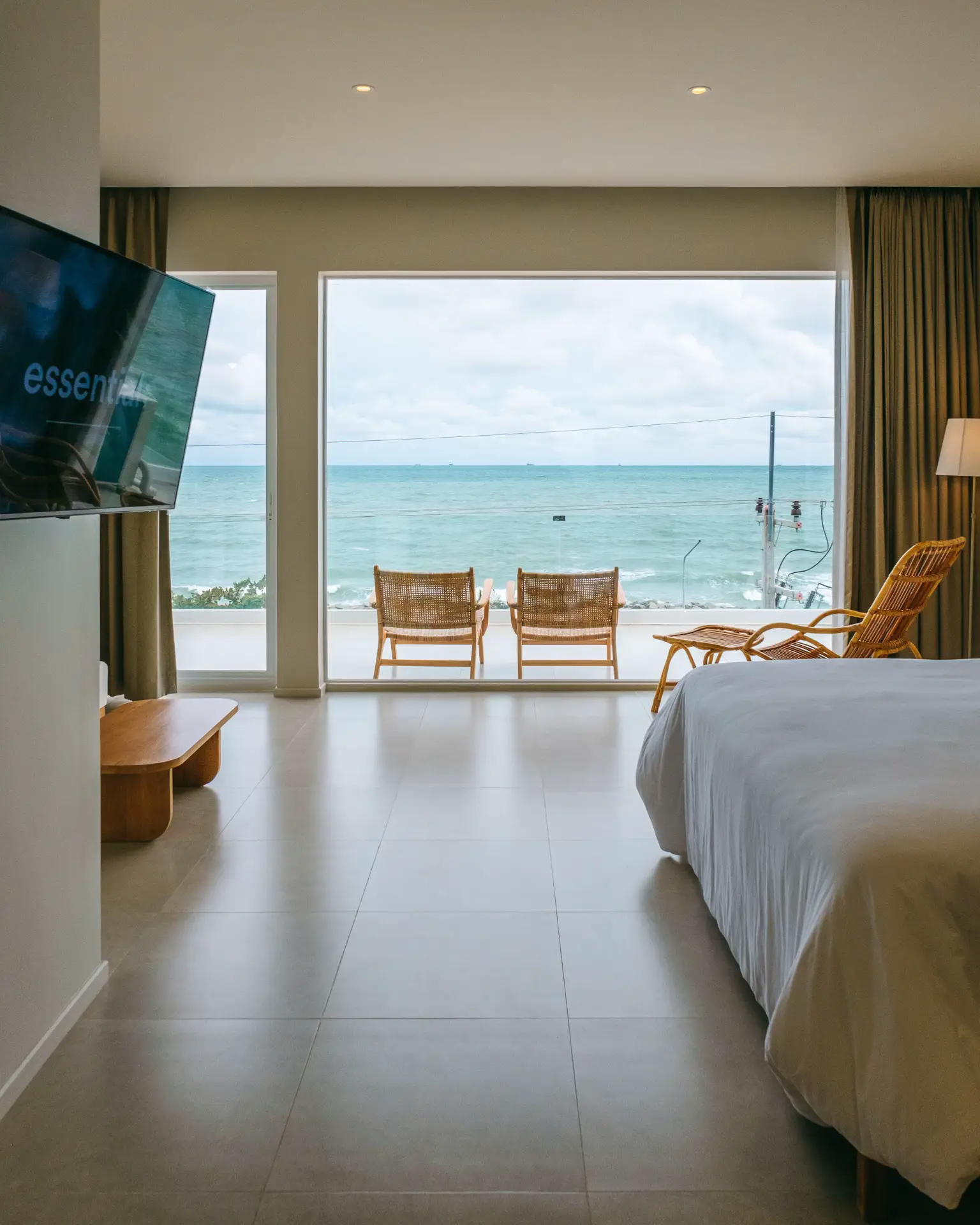 Salt Beach Hotel โรงแรมเปิดใหม่ริมหาดแสงจันทร์ ระยอง | แกลเลอรีที่โพสต์ ...
