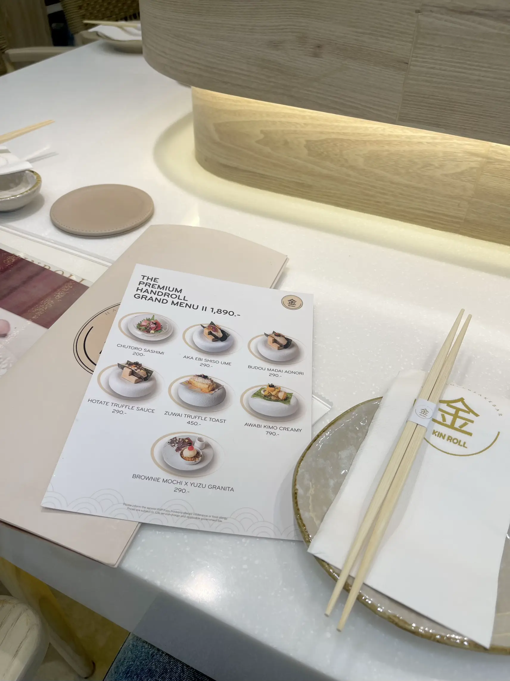 Kinroll สาขาใหม่ Parc Bangna 🍣 | แกลเลอรีที่โพสต์โดย Couple.BM | Lemon8