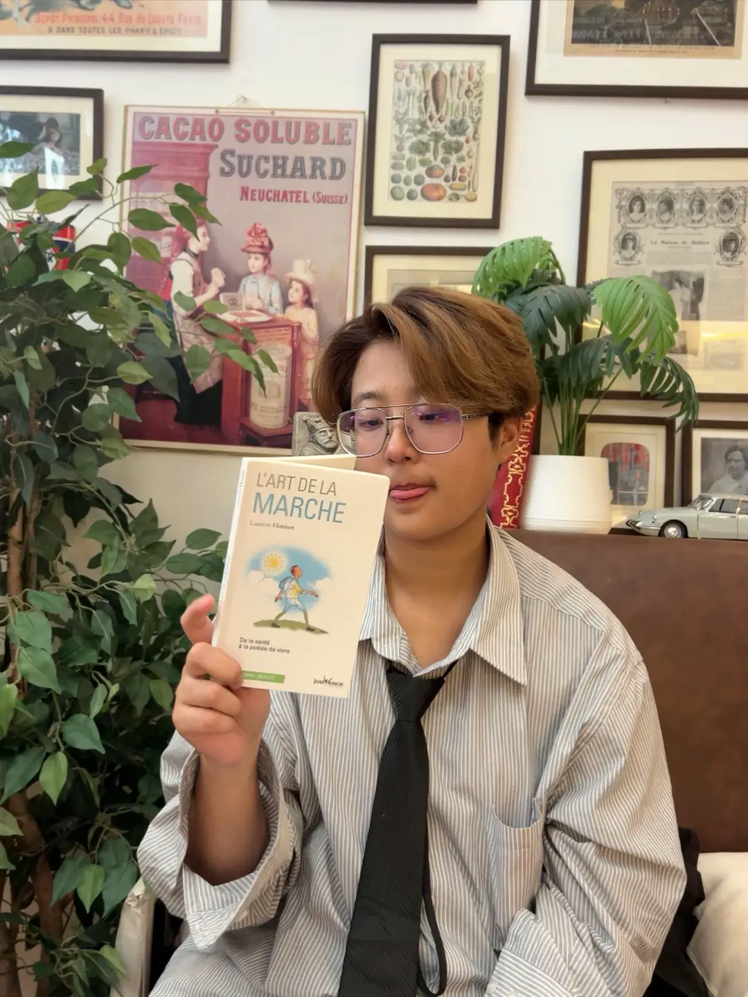 Balzac คาเฟ่สำหรับคนรักหนังสือสไตล์ฝรั่งเศส 📚 | แกลเลอรีที่โพสต์โดย gail | Lemon8