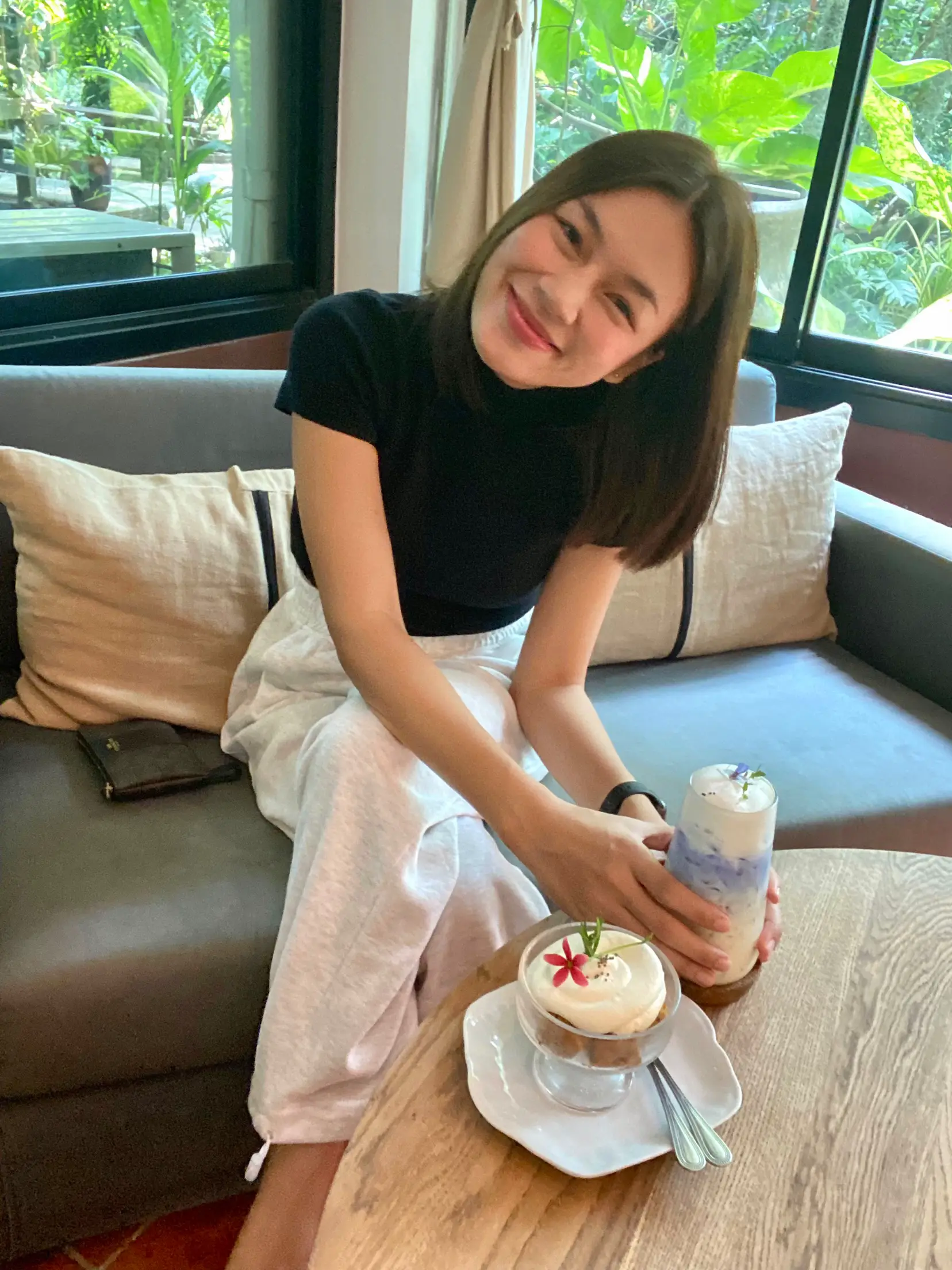 #คูณคาเฟ่ #แต่งตัวสบายๆ กางเกง | แกลเลอรีที่โพสต์โดย Bam Bam | Lemon8