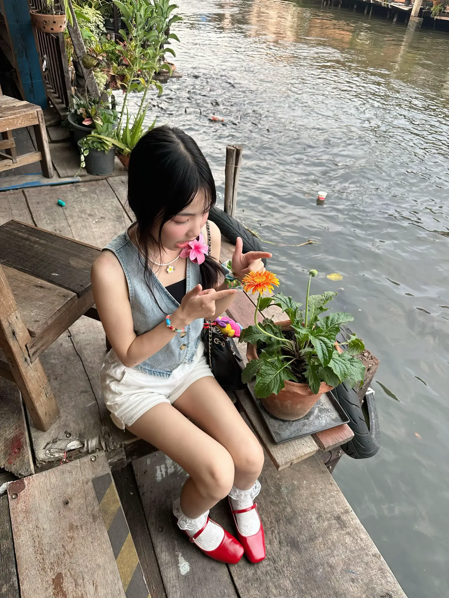 Outf ootd ?! | แกลเลอรีที่โพสต์โดย 8 kong bam eng | Lemon8