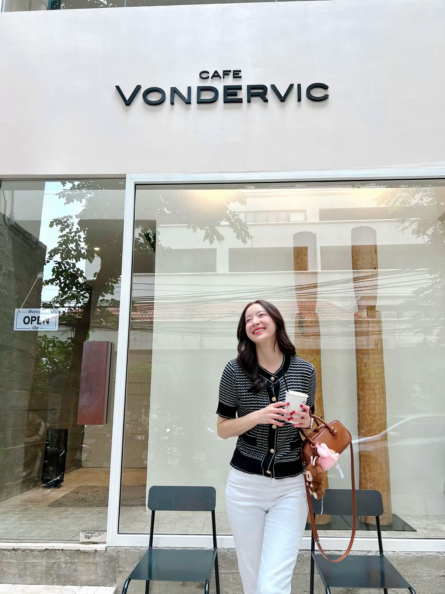 MUVA Boston กระเป๋าหนังวัวแท้ | แกลเลอรีที่โพสต์โดย Muklabel | Lemon8