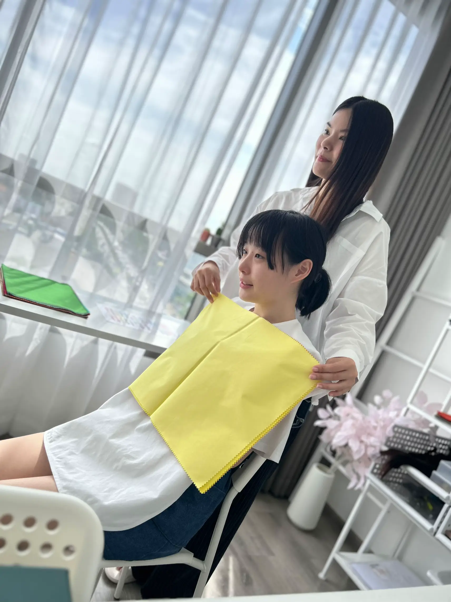 เช็คสี personal color ใกล้สยามในราคา 350 บาท | แกลเลอรีที่โพสต์โดย aimmm | Lemon8