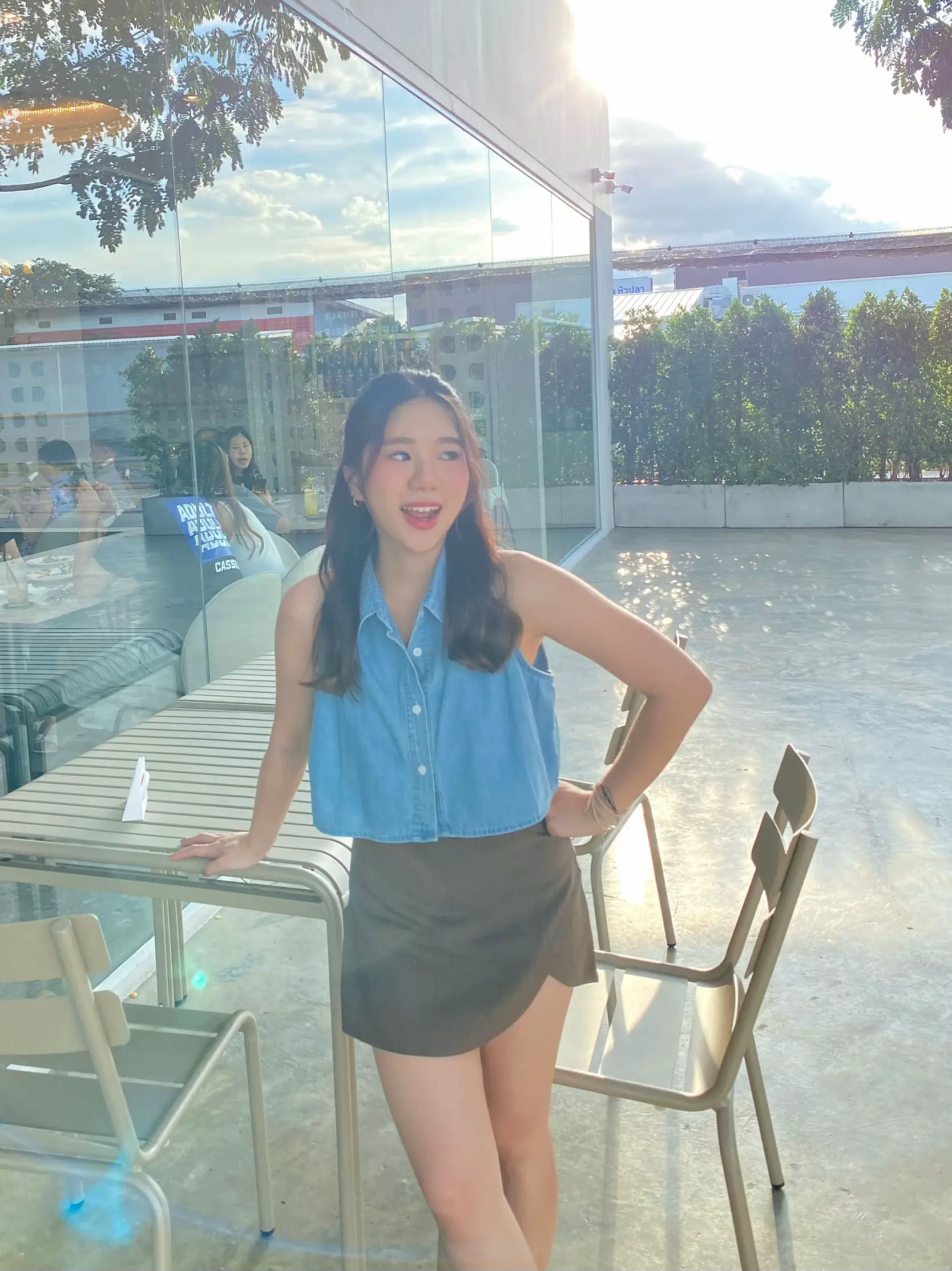 Cafe OOTD👔🩵 | แกลเลอรีที่โพสต์โดย ployphanr | Lemon8