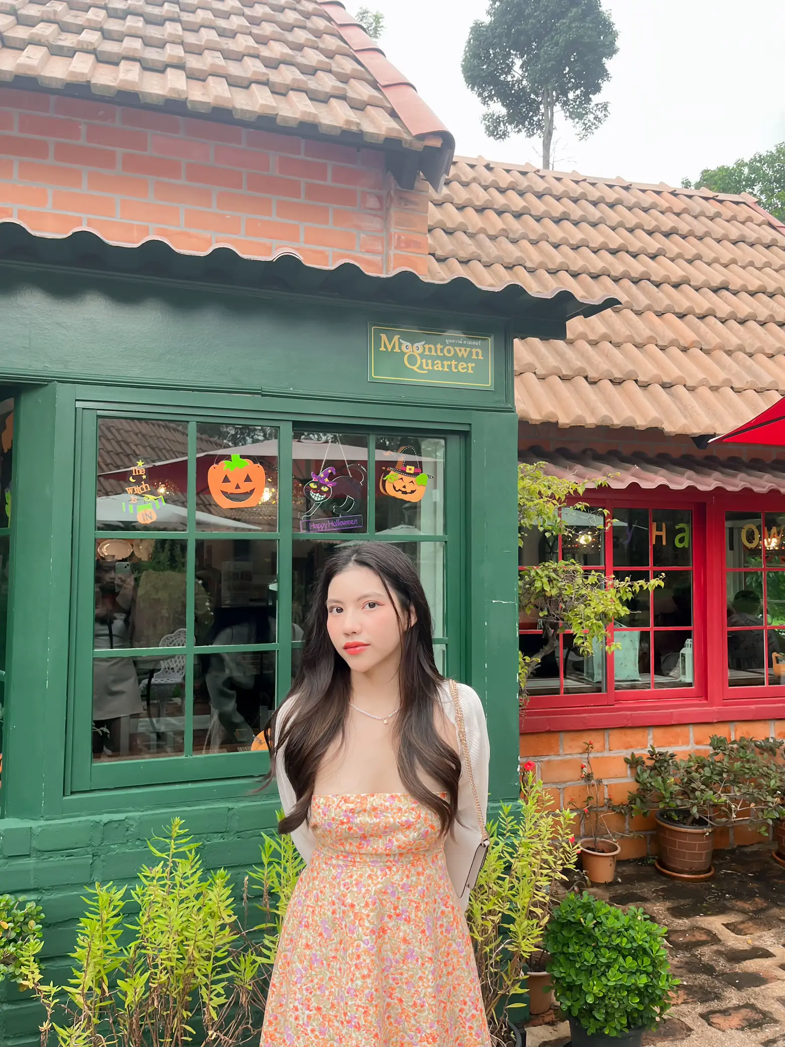 OOTD ชุดเดรสลายดอกไม้💐 | แกลเลอรีที่โพสต์โดย Mook_ptrp | Lemon8