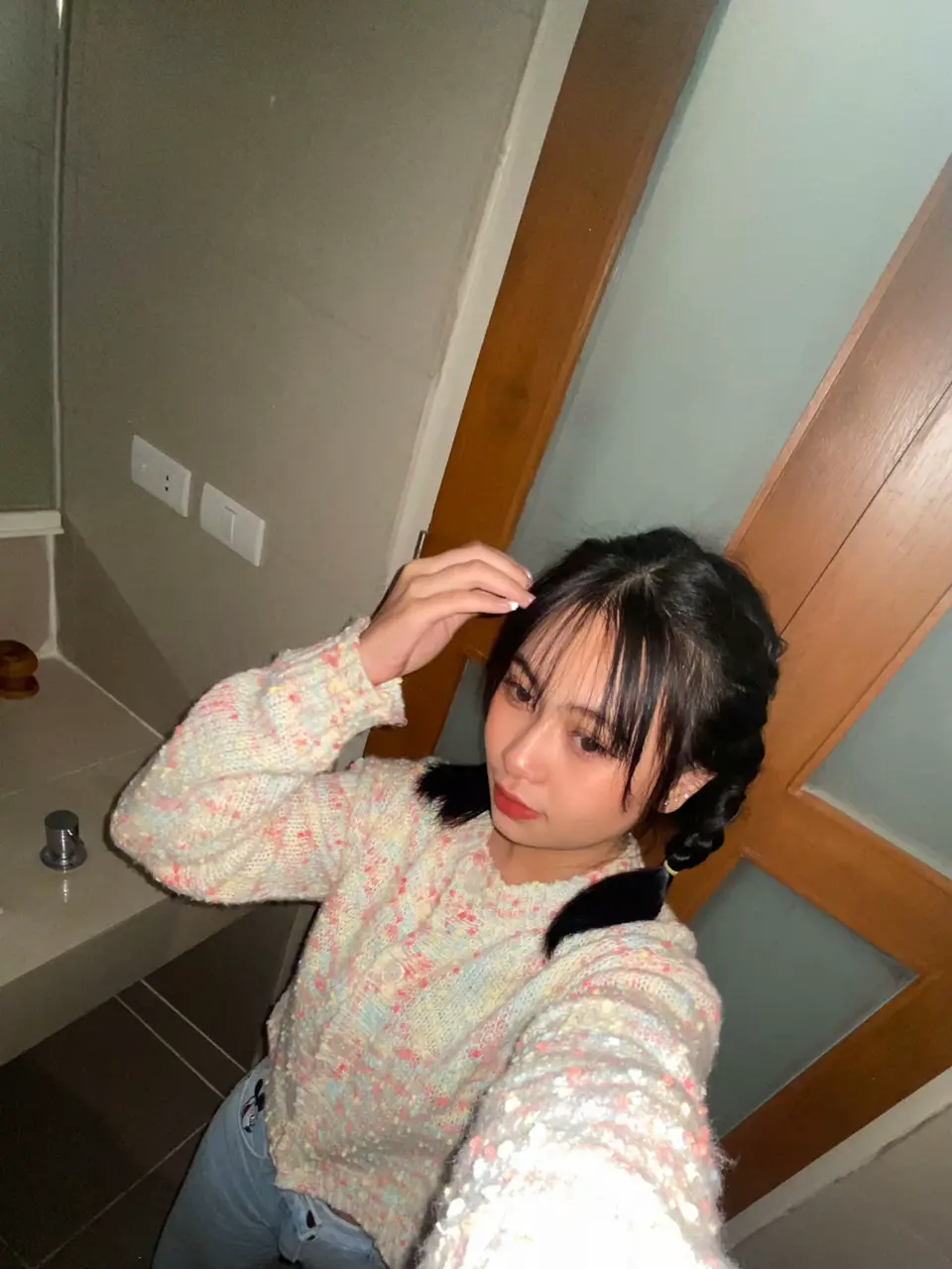 #ติดเทรนด์ #เสื้อผ้า #เสื้อน่า | แกลเลอรีที่โพสต์โดย Pww19 | Lemon8