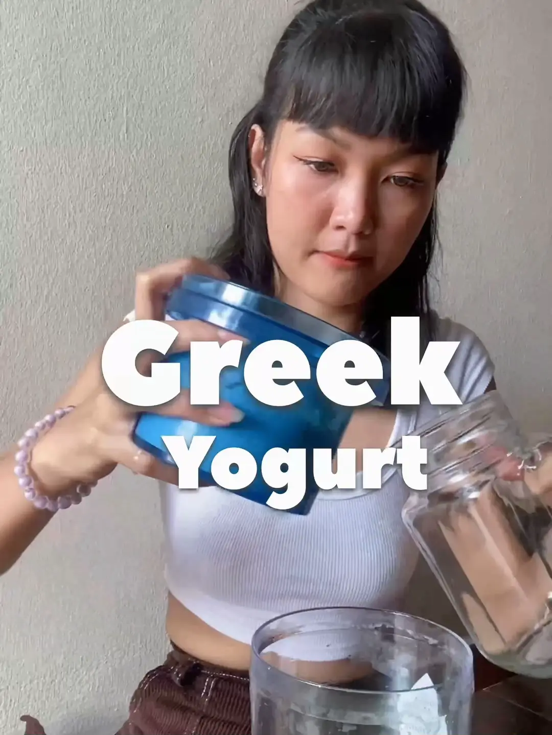 ทำกรีกโยเกิร์ตแบบโคตรง่าย | วิดีโอที่เผยแพร่โดย Buzz_bumblebee | Lemon8