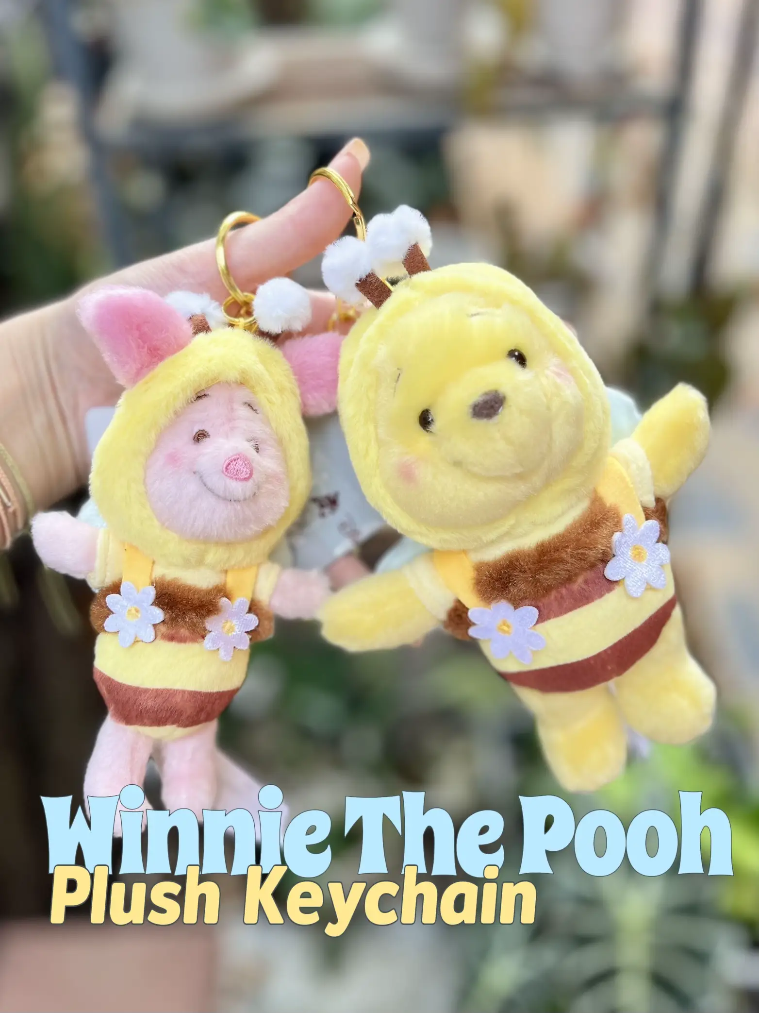 พวงกุญแจ Winnie The Pooh Honey Day collection | แกลเลอรีที่โพสต์โดย PSRT | Lemon8
