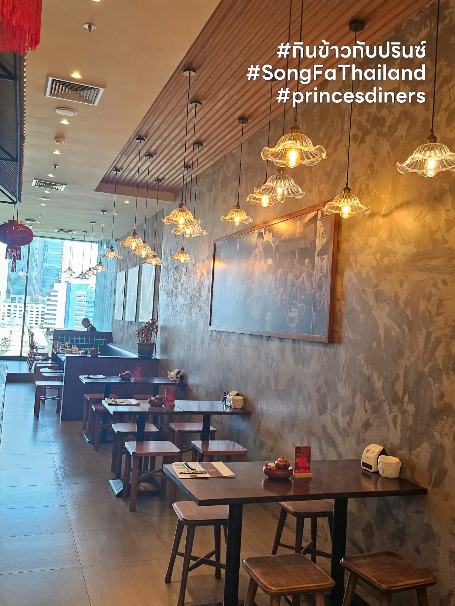 Easy to eat, delicious, juicy, legendary guddy bug shop from Singapore ...