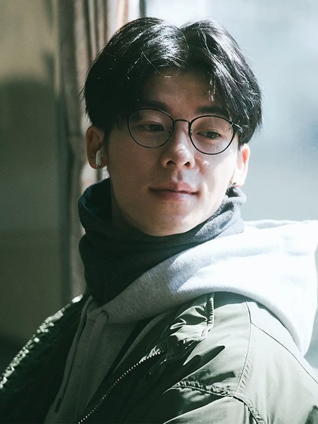 แฟน ๆ Greg Hsu เตรียมเลย เขากำลังจะมีหนังใหม่ให้เราได้ดูกัน! | แกลเลอรีที่โพสต์โดย Routeen. | Lemon8