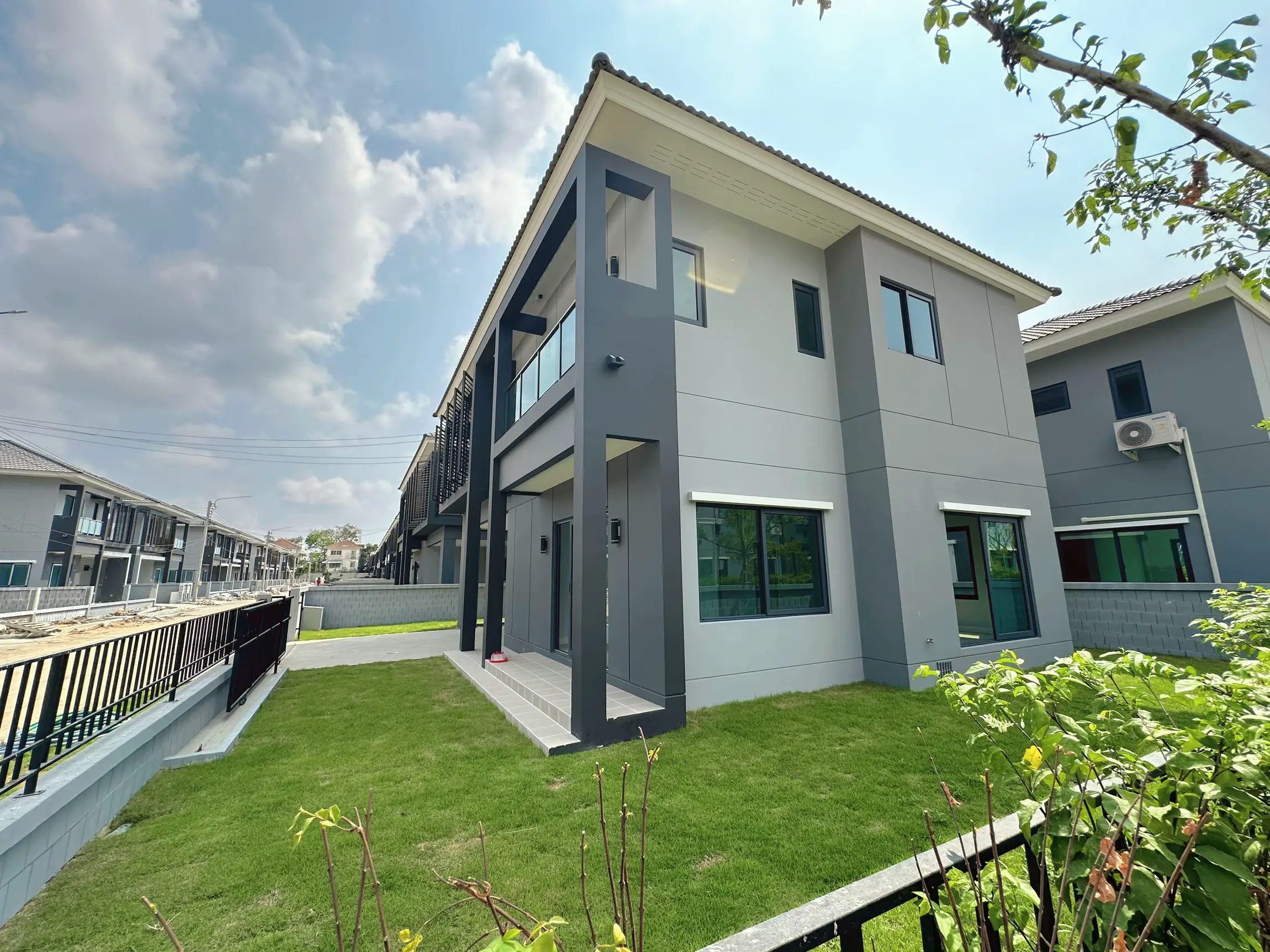 กู้บ้านไม่ผ่าน | แกลเลอรีที่โพสต์โดย NUTSUDA | Lemon8