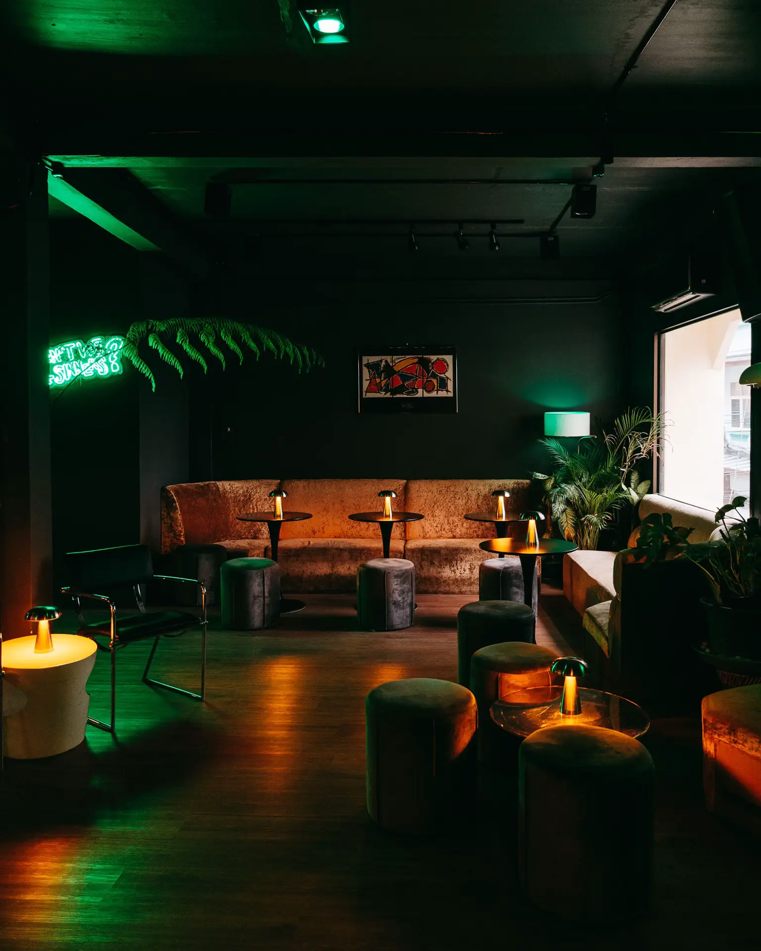 GASPER Cocktail Club บรรยากาศลับอย่างมีสีสันย่านเยาวราช | แกลเลอรีที่ ...