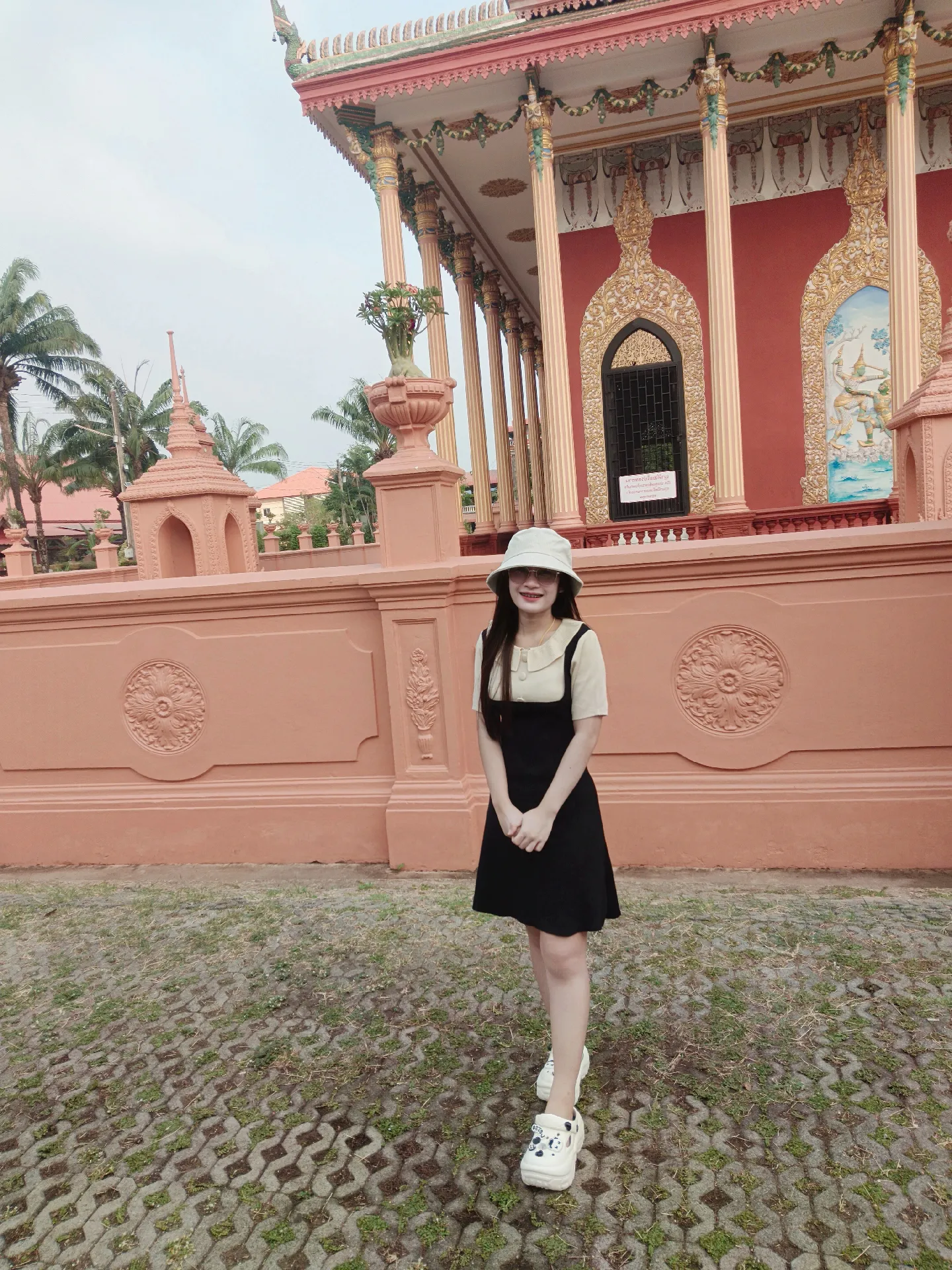 ลุคหวานๆ เดรสน่ารักๆ | แกลเลอรีที่โพสต์โดย Kamon_pin | Lemon8