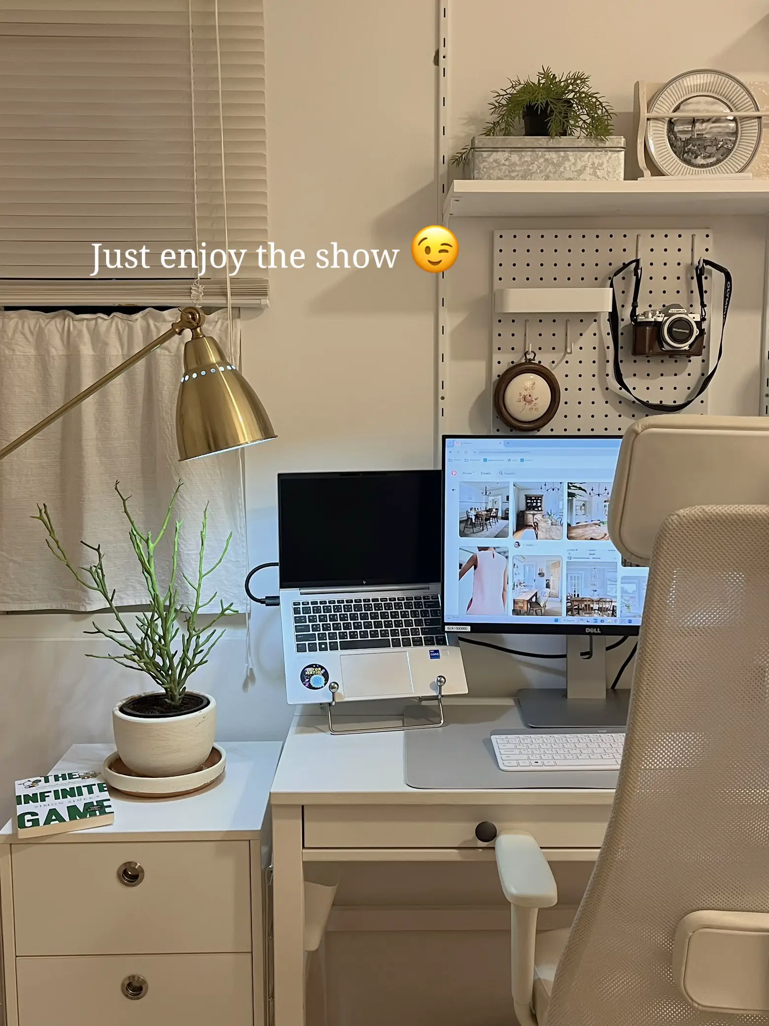 June : Desk setsup | แกลเลอรีที่โพสต์โดย Talni.ch | Lemon8