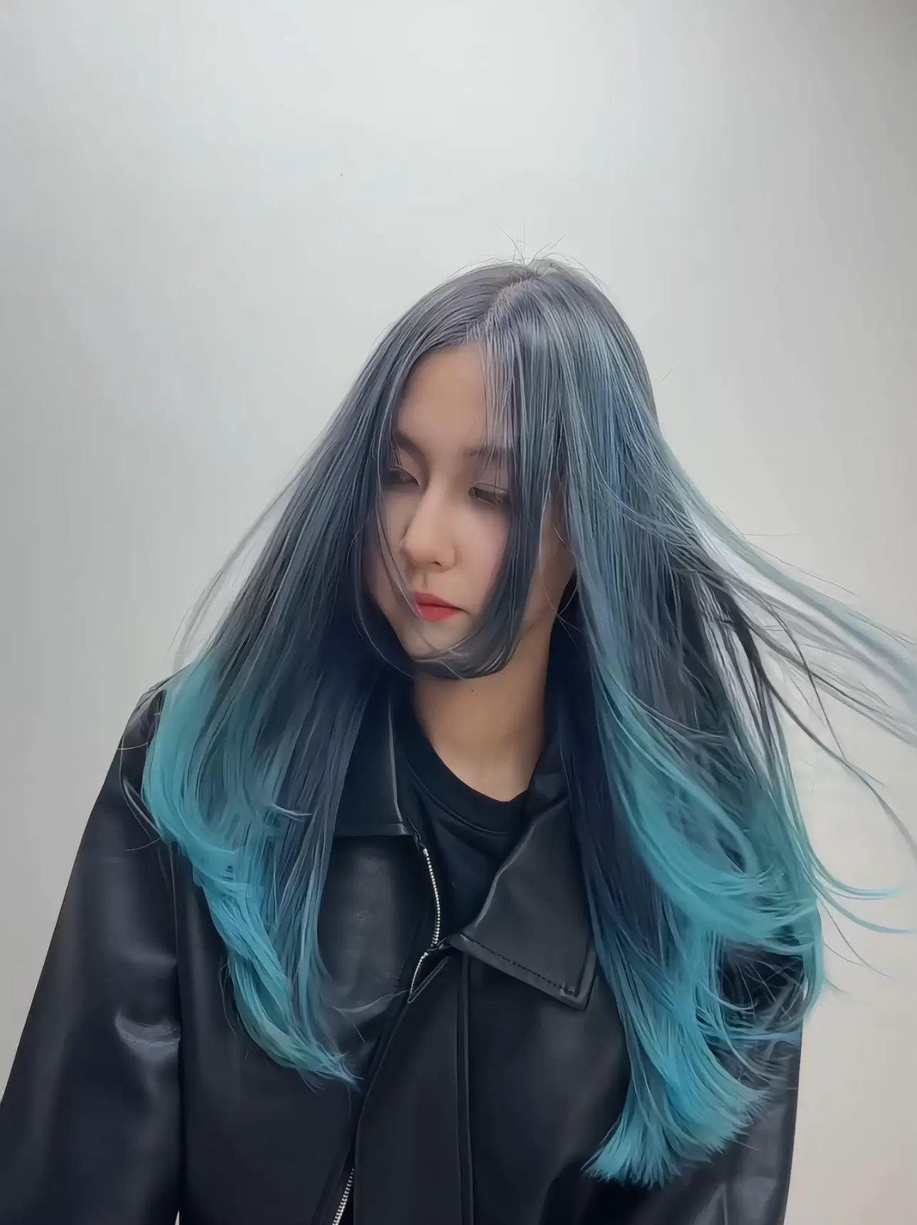 AIRTOUCH สีน้ำเงิน สวยเท่ | แกลเลอรีที่โพสต์โดย bbmay 7 | Lemon8