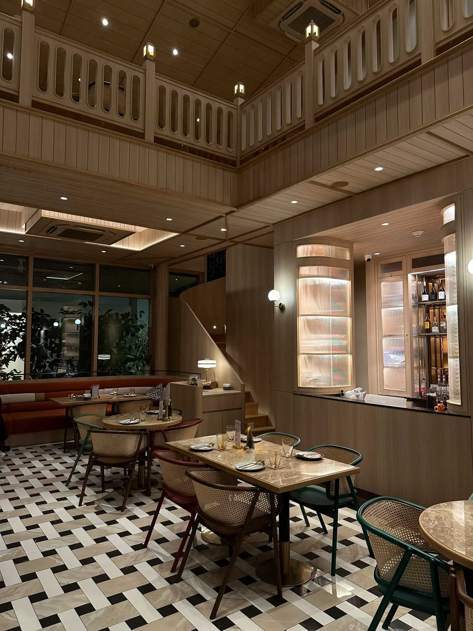 AKANEE อาหารไทย 4 ภาคย่านเอกมัย 🇹🇭 | แกลเลอรีที่โพสต์โดย m. | Lemon8