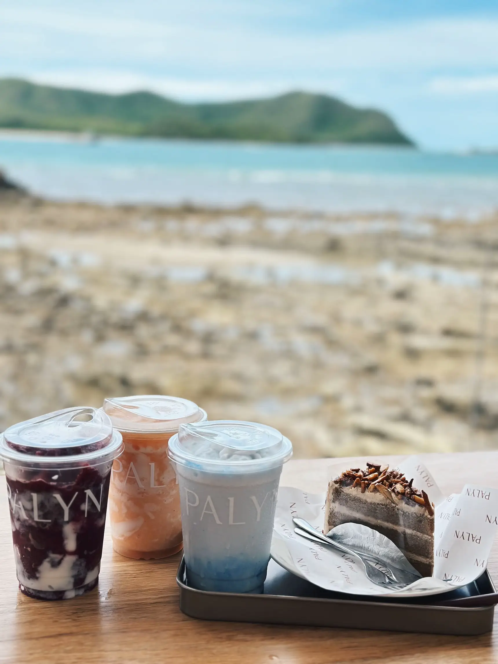 📍PALYN คาเฟ่เปิดใหม่แสมสาร ที่ถ่ายรูปมุมไหนก็โคตรจะปังงงง📸💖 | แกลเลอรี ...