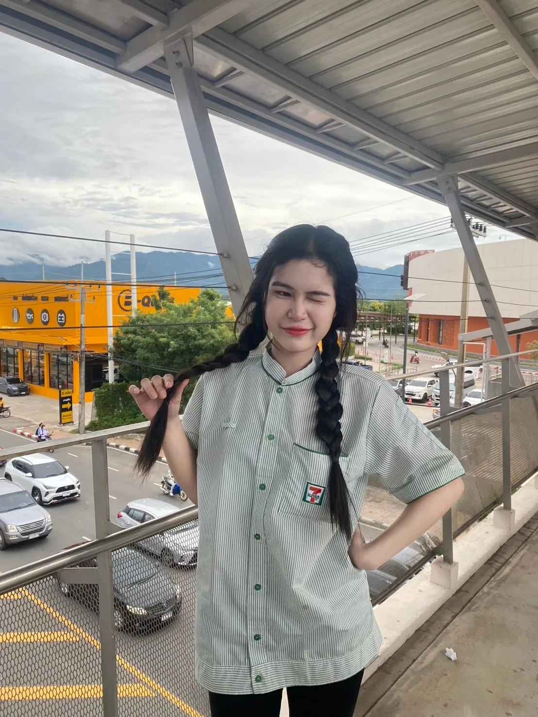 รีวิวการทำงาน 7-11 [สำหรับคนที่อยากลองทำหารายได้] | แกลเลอรีที่โพสต์โดย KI.MO💕 | Lemon8