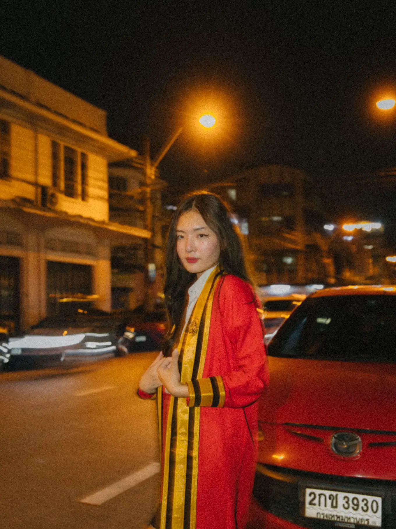 ถ่ายชุดครุยนอกรอบ | แกลเลอรีที่โพสต์โดย Grace | Lemon8