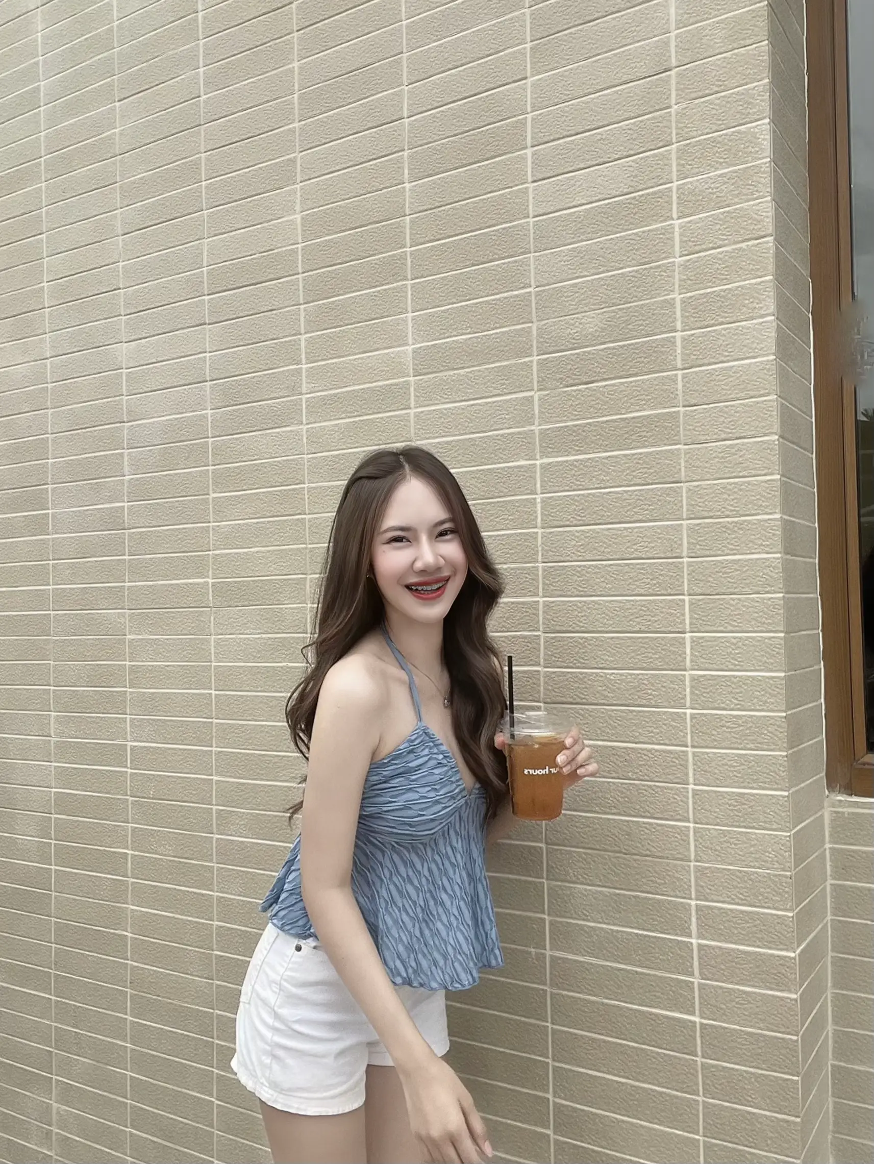 10 ลุค แต่งตัวไปคาเฟ่ ยังไงให้ดูแต่งตัวเป็น | แกลเลอรีที่โพสต์โดย Milk Pa Ty | Lemon8