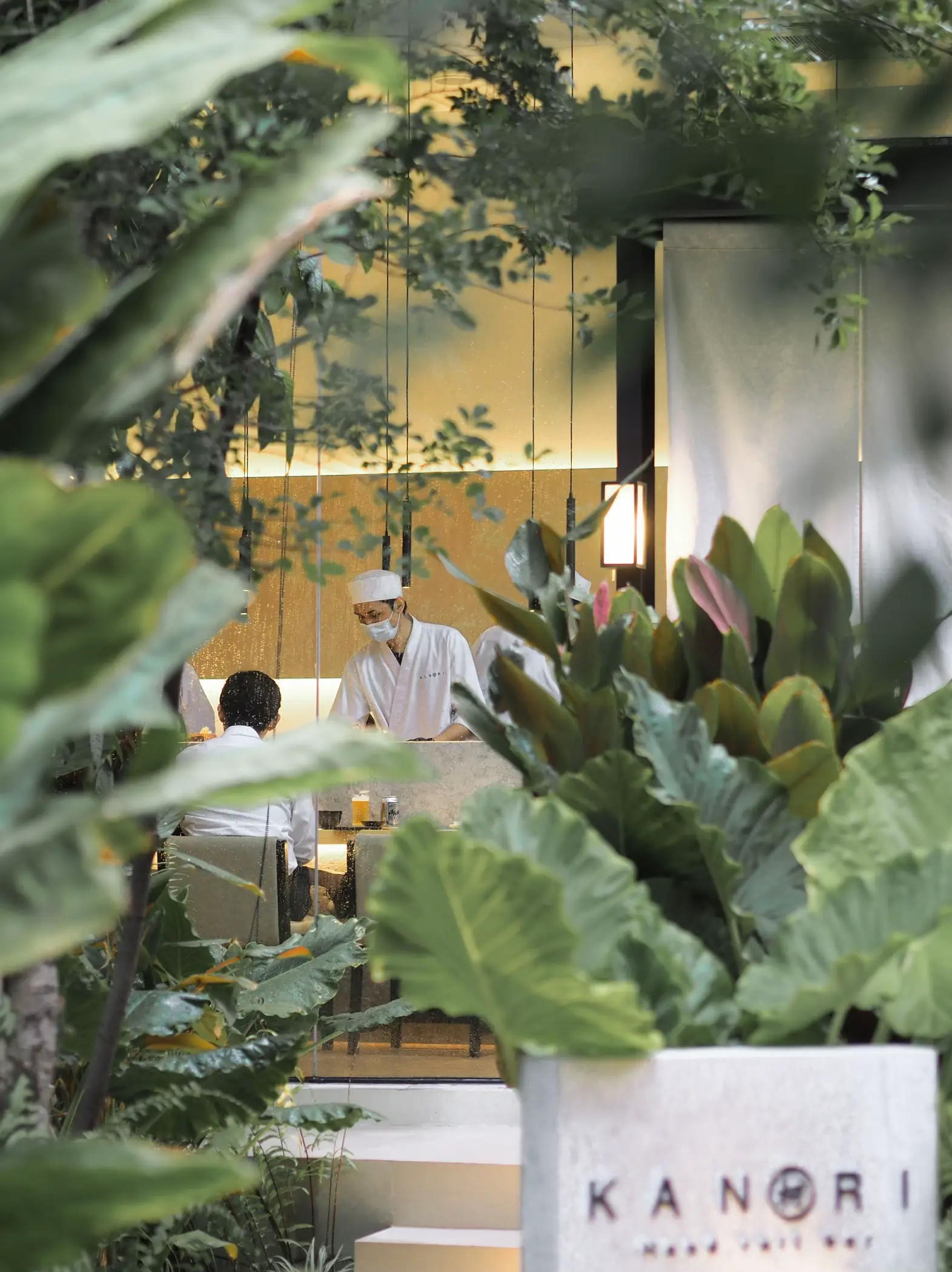 KANORI hand roll bar รูปแบบใหม่ใจกลางสุขุมวิท 🍣🤍 | แกลเลอรีที่โพสต์โดย ...