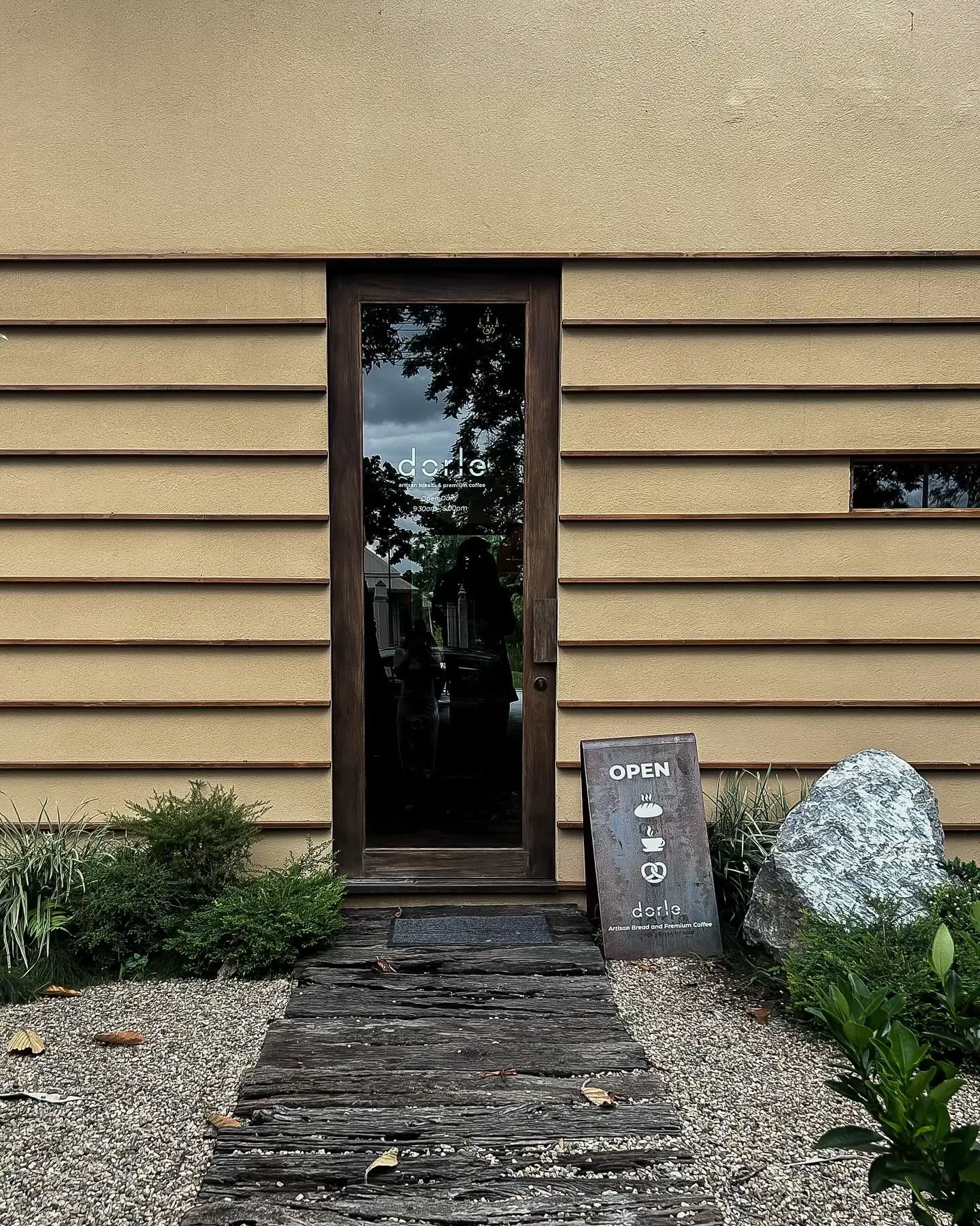 DORLE 📷📸 | แกลเลอรีที่โพสต์โดย แจนนี่ชอบคาเฟ่ | Lemon8