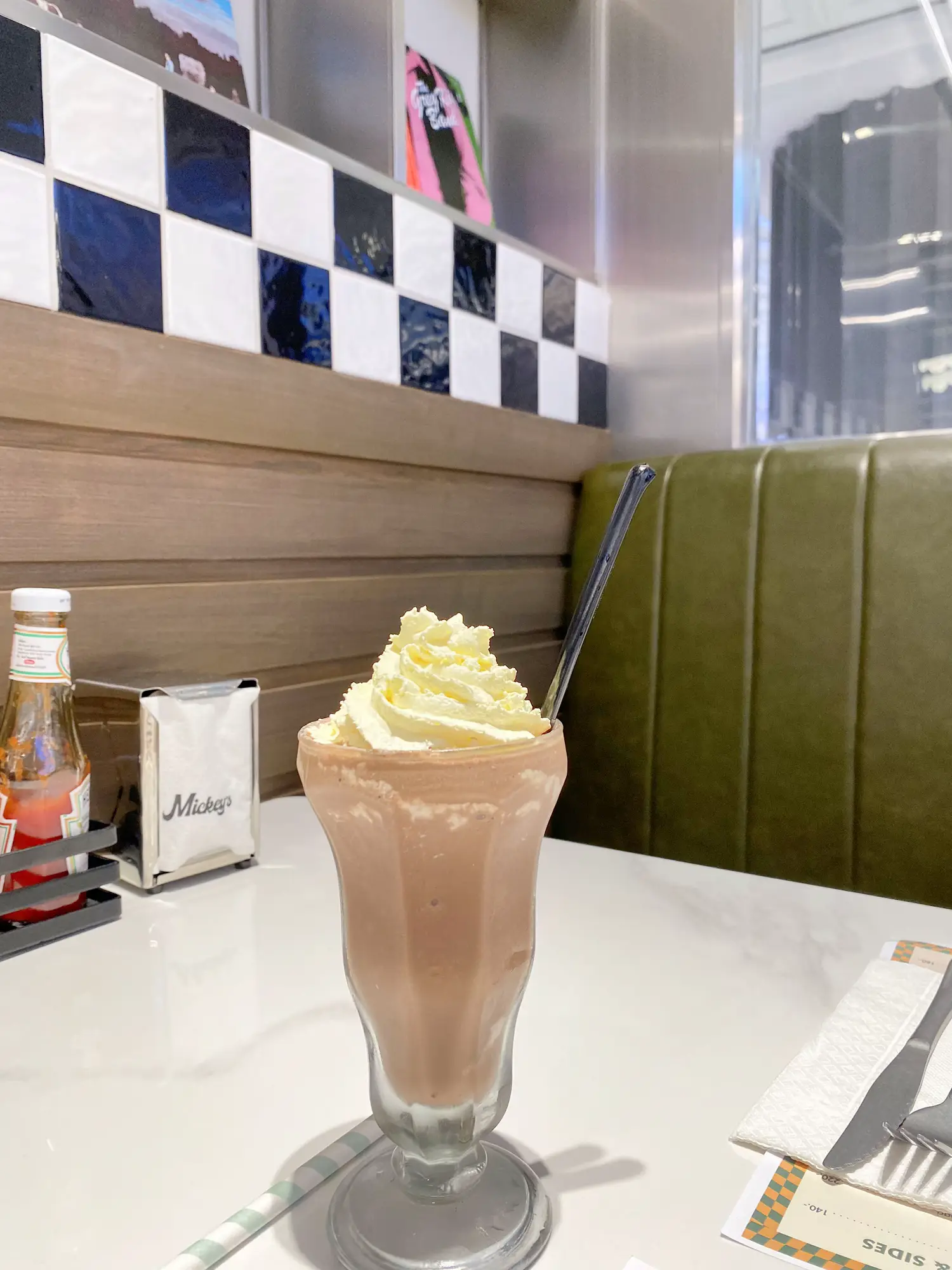 Mickey’s Diner.bkk | แกลเลอรีที่โพสต์โดย Sarahviii :🤍) | Lemon8