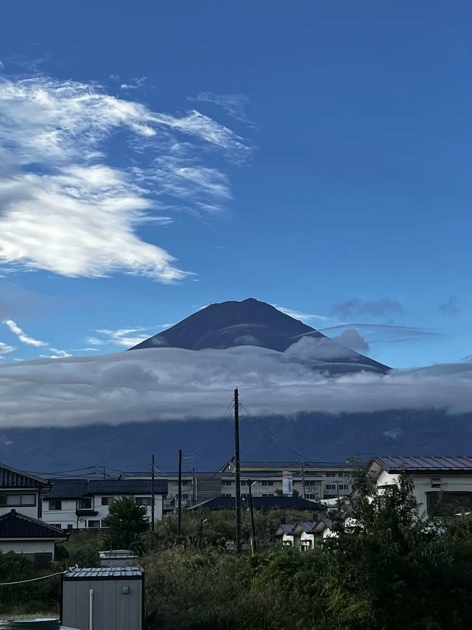 ไปฟูจิ 🗻 เดือนตุลา หน้าฝน🌧️ | แกลเลอรีที่โพสต์โดย Kamon | Lemon8