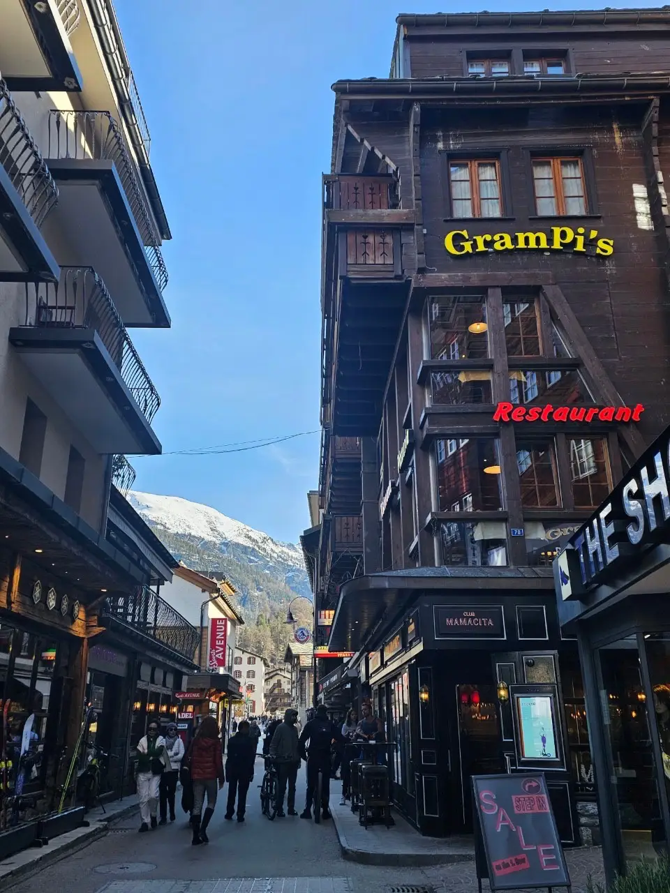 🍫 Läderach ช็อกโกแลตสวิสเซอแลนด์ 🇨🇭 | แกลเลอรีที่โพสต์โดย มอปอออจะรีวิว ...