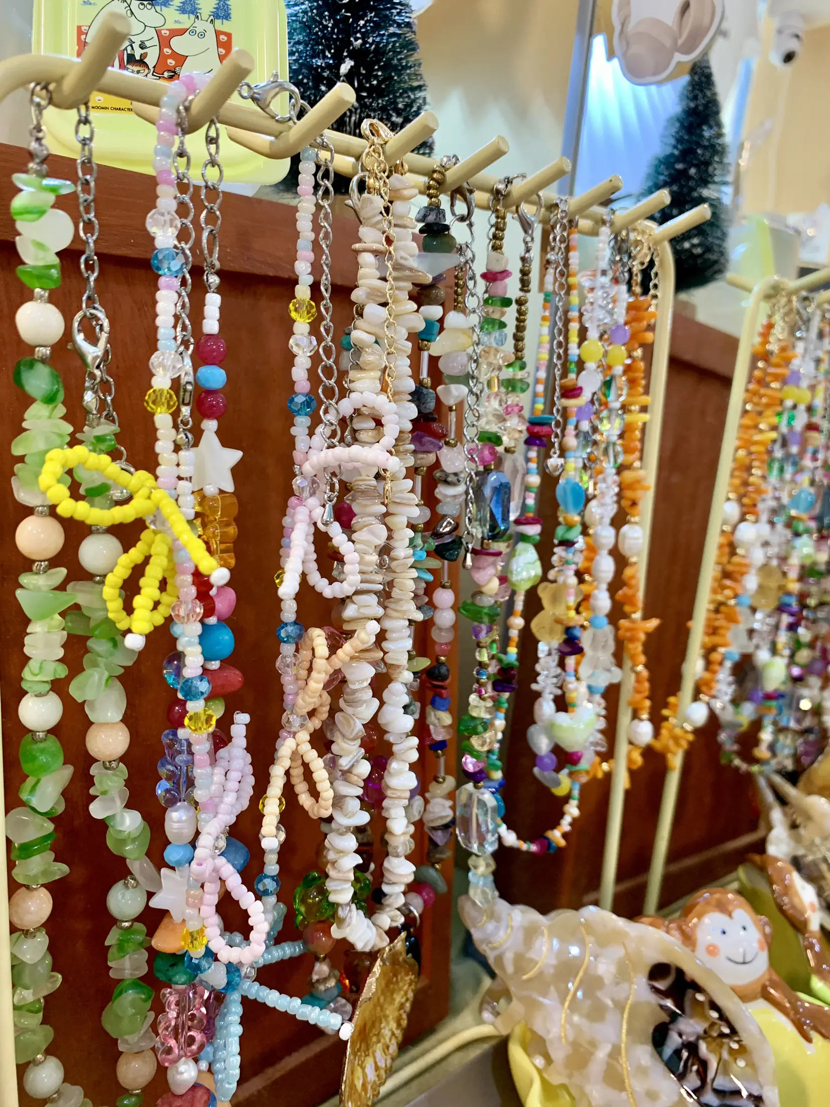 ร้านกิ๊ฟช็อป บนตึกแดง | แกลเลอรีที่โพสต์โดย Noon Channel | Lemon8