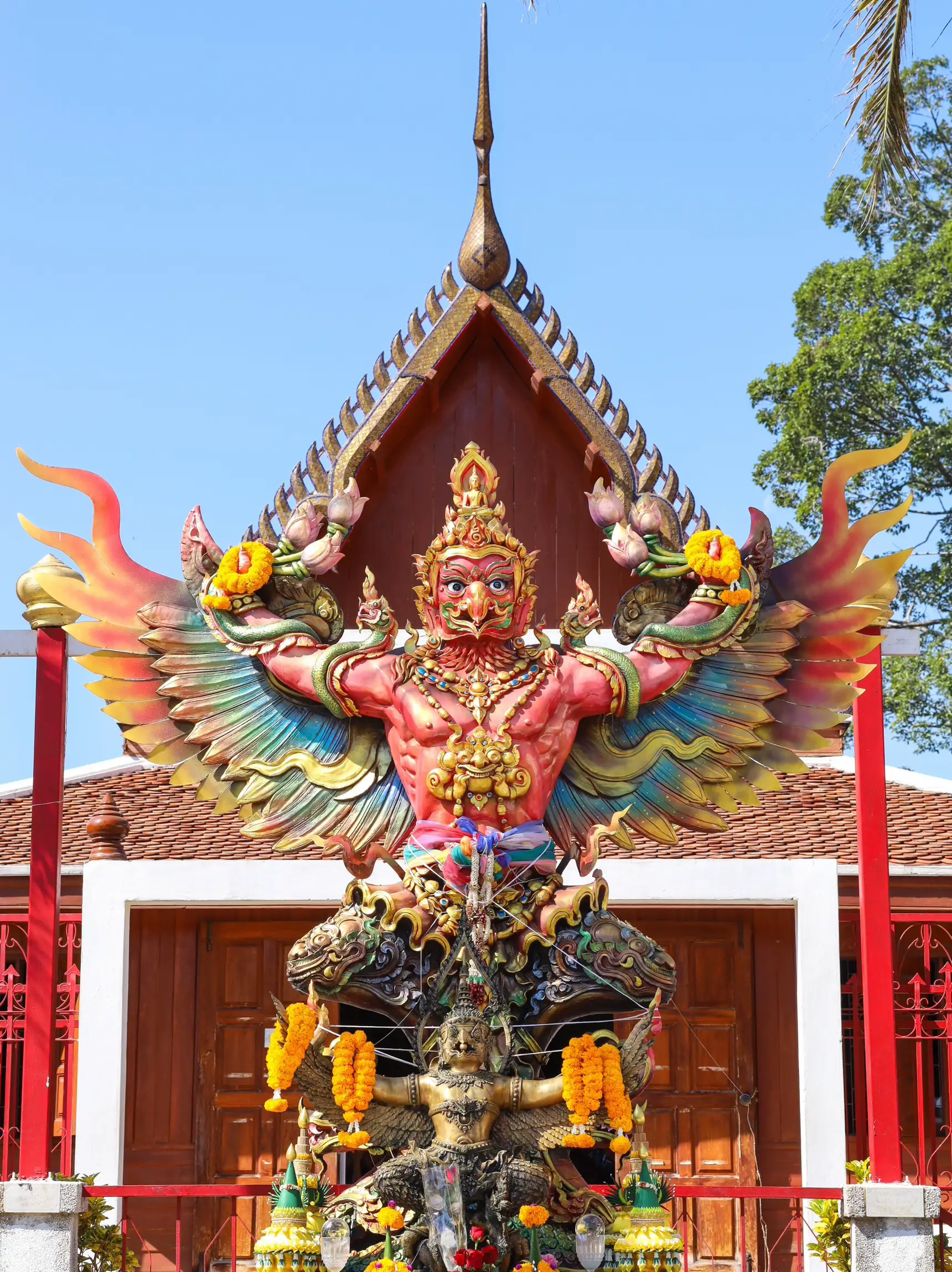 Garuddharam Temple, Ayutthaya Mon | Gallery posted by อยุธยาสเตชั่น ...