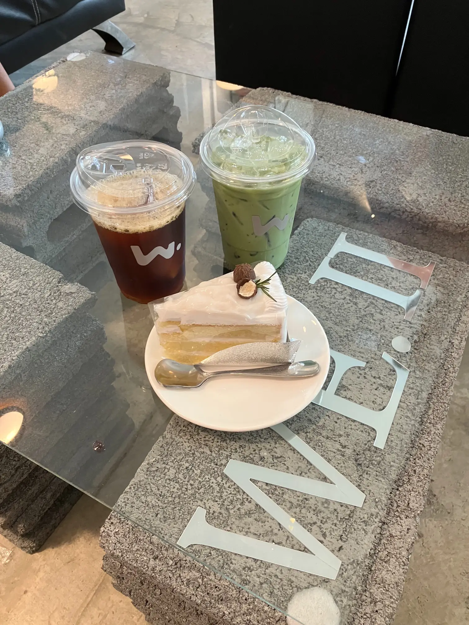 WELL CAFE || คาเฟ่เปิดใหม่ชัยนาท | แกลเลอรีที่โพสต์โดย Irne.wk | Lemon8