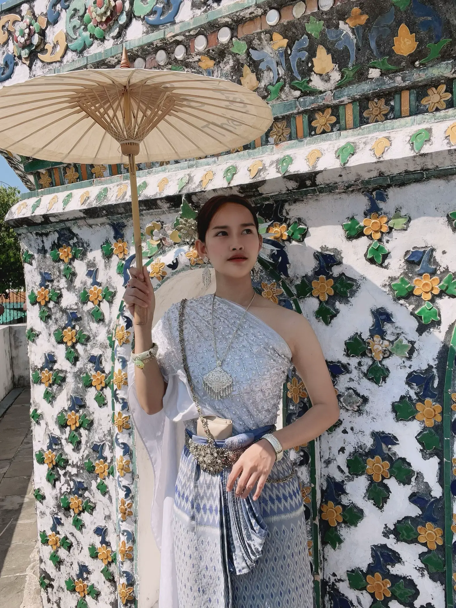 ไม่ต้องไปถึงอยุธยา เพราะในกรุงเทพก็มี 🌈 | แกลเลอรีที่โพสต์โดย NARAWAN | Lemon8