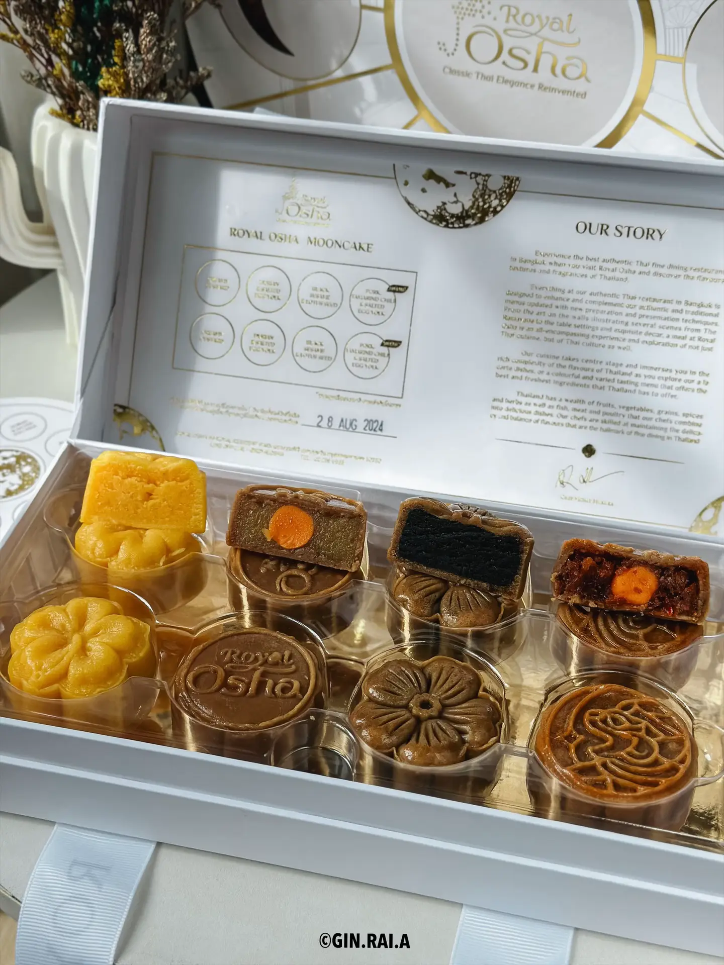 THE ETERNAL OF MOONLIGHT | แกลเลอรีที่โพสต์โดย กินไรอ่ะ | Lemon8