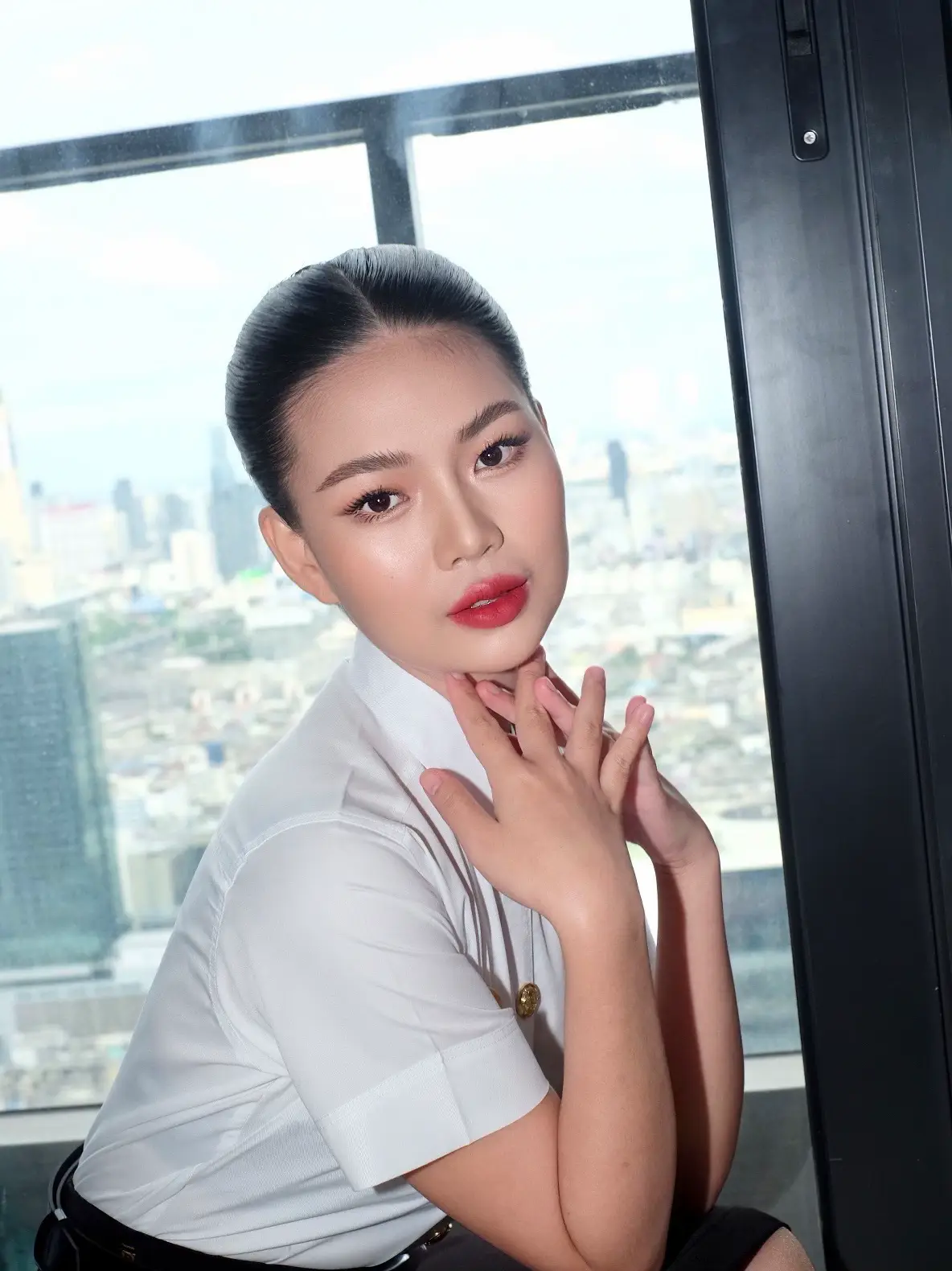 แปะพิกัด ช่างแต่งหน้า,ทำผม วันรับปริญญา 🎓 | แกลเลอรีที่โพสต์โดย Eve.cdp | Lemon8