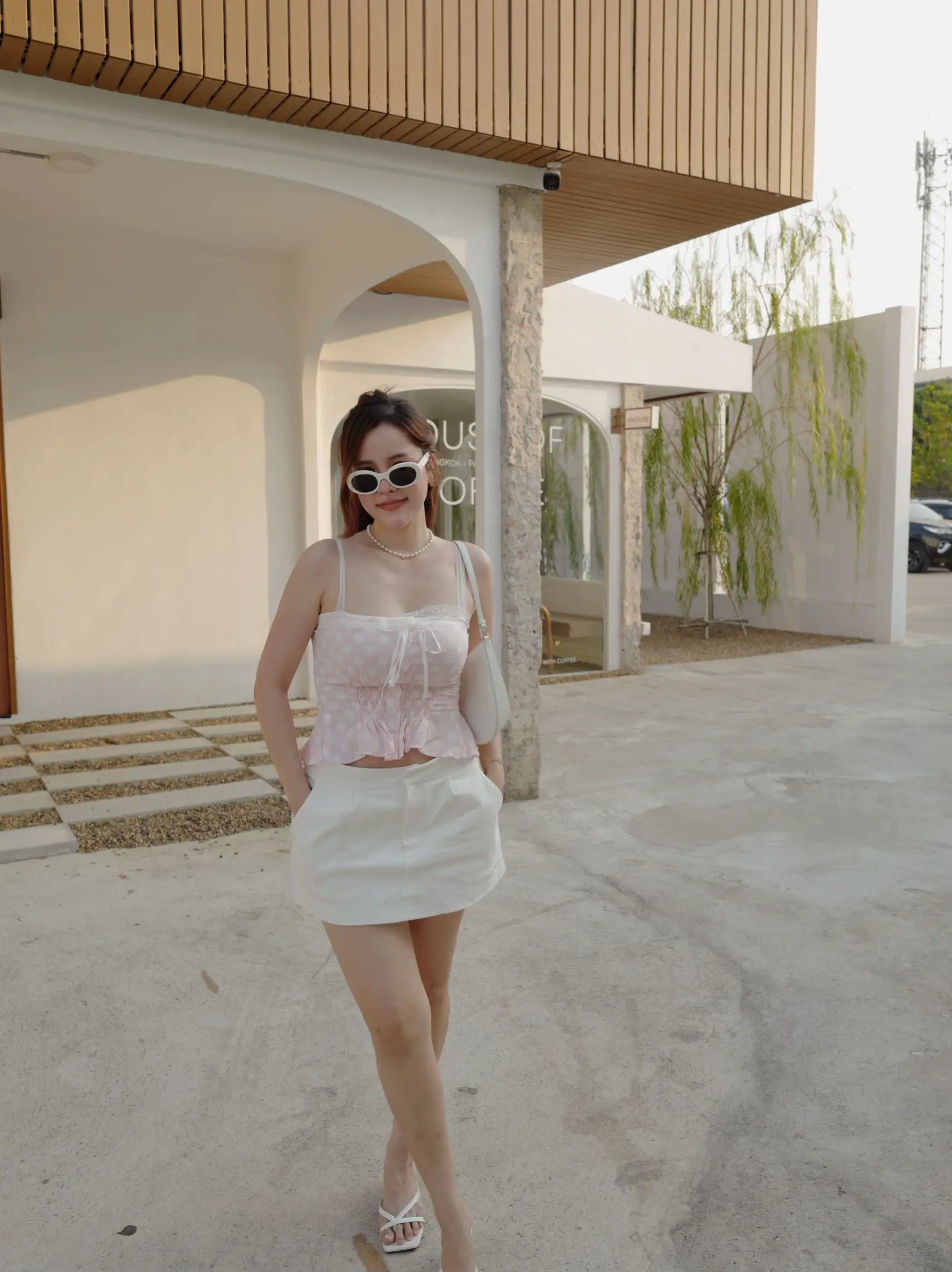 ootd 💕🪞 match pink white so cute | แกลเลอรีที่โพสต์โดย taboo 🧸 | Lemon8