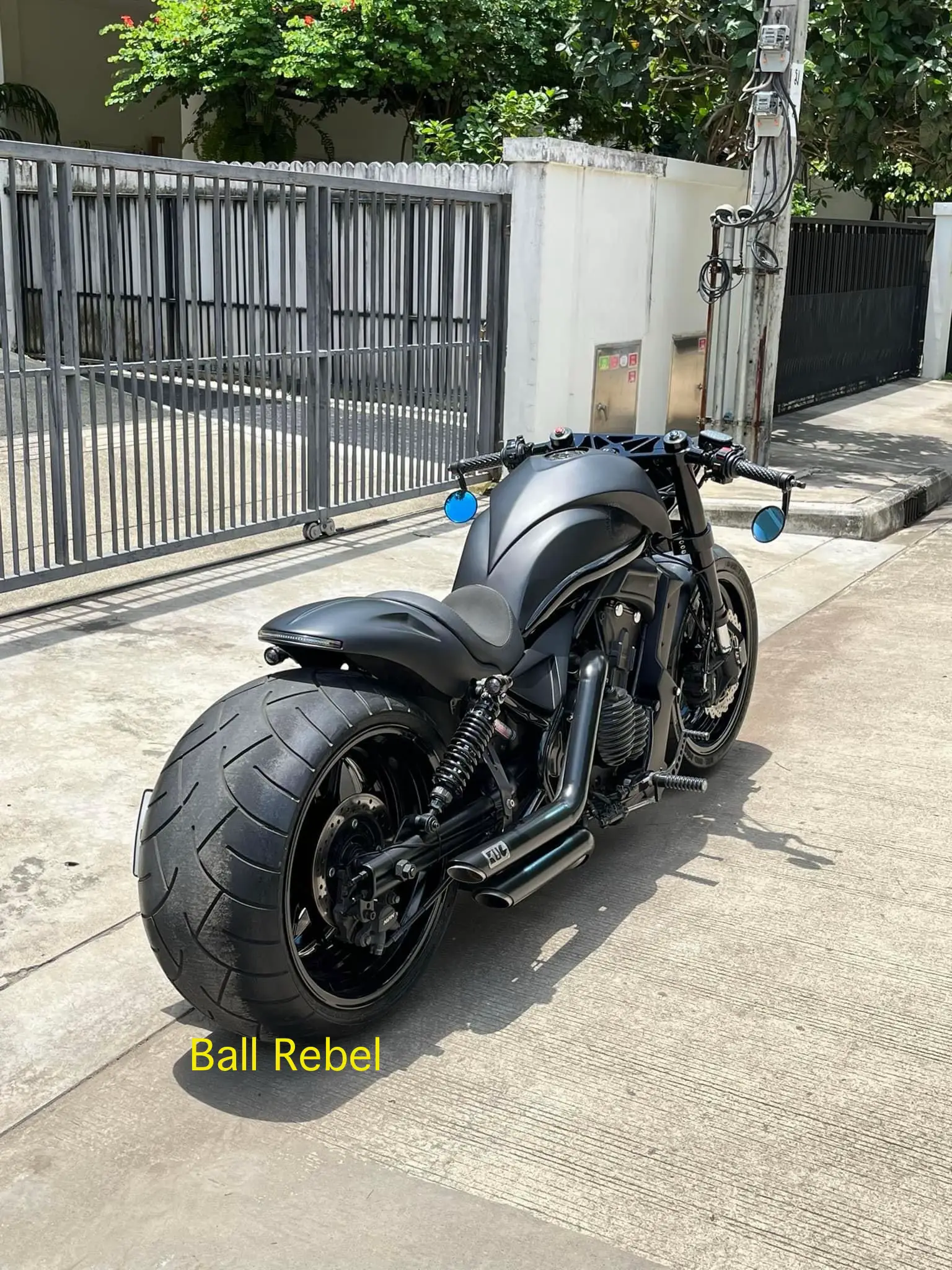 Rebel แต่งล้อโต | แกลเลอรีที่โพสต์โดย Ball Rebel | Lemon8