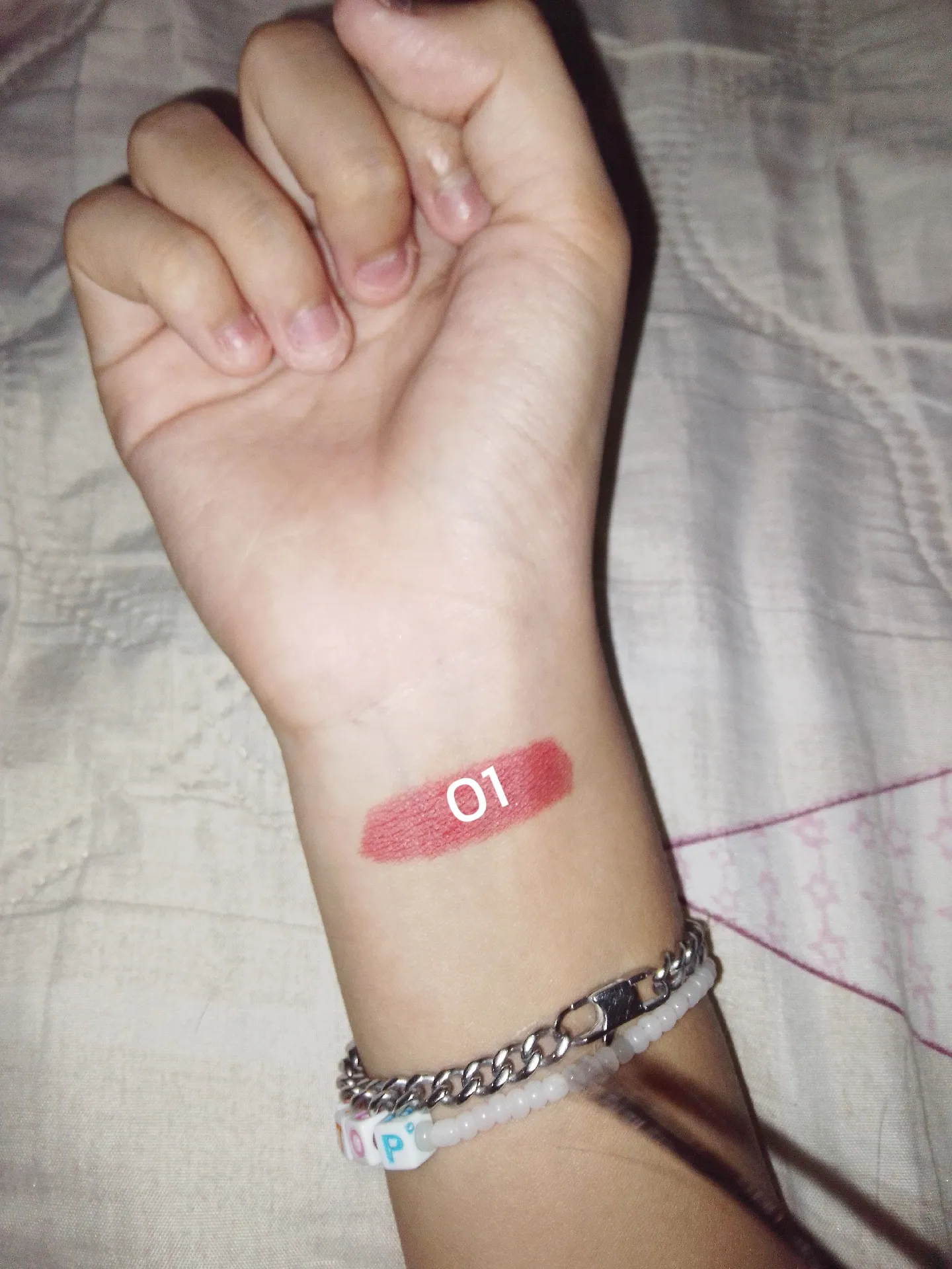 ลิปสติกซองในเซเว่น | แกลเลอรีที่โพสต์โดย Ploy_Pim | Lemon8