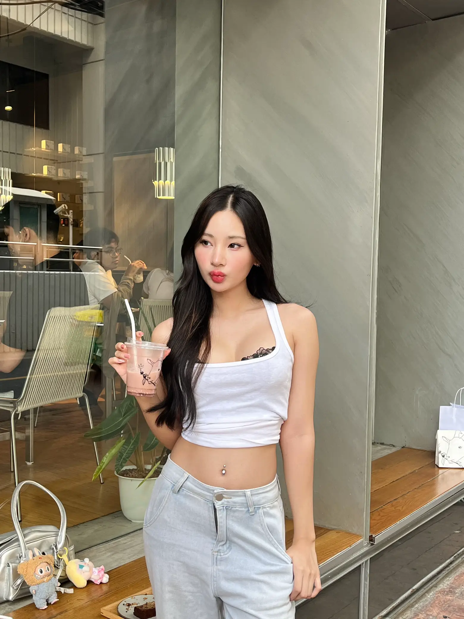 คาเฟ่ย่านสาทร,สีลม | แกลเลอรีที่โพสต์โดย chnk.i | Lemon8