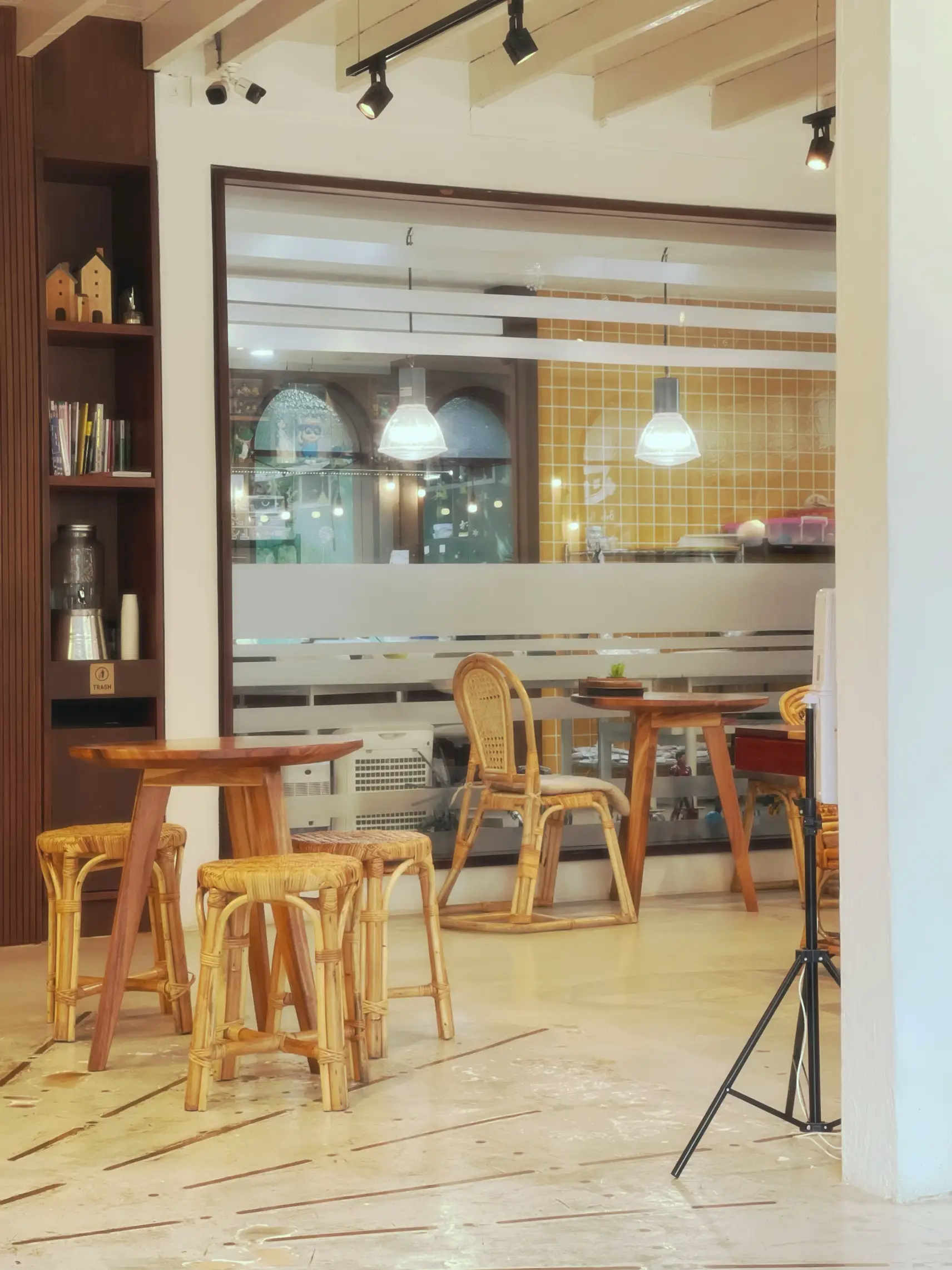 Bake The story cafe & studio Phuket ☕️ | แกลเลอรีที่โพสต์โดย Mookmix | Lemon8